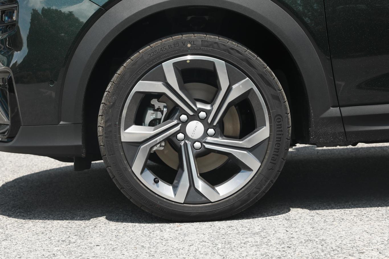 【领克06Remix 1.5T Hero前轮毂造型图片-汽车图片大全】-易车