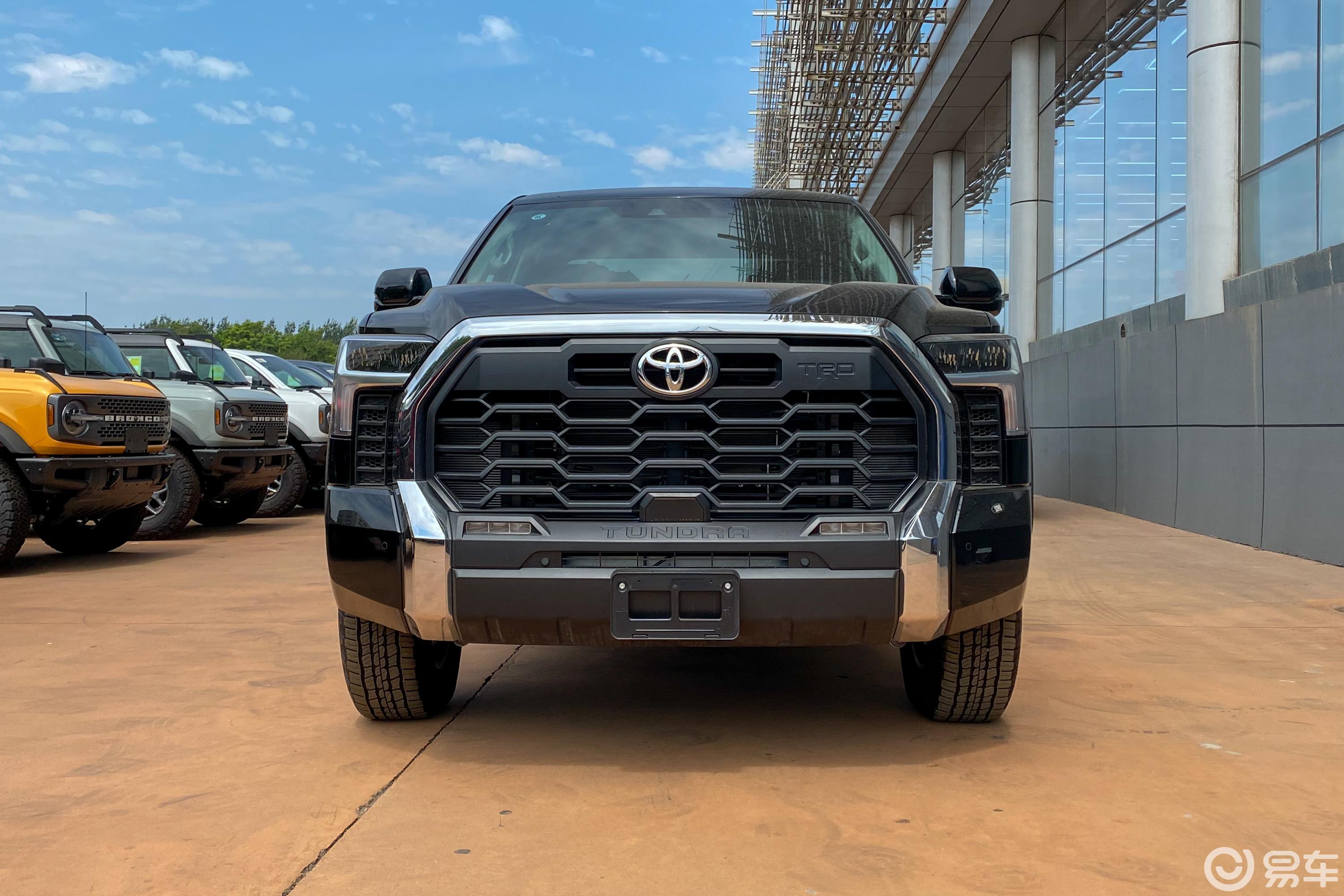 【2022款 3.4T TRD SR5 CrewMax汽车图片-汽车图片大全】-易车