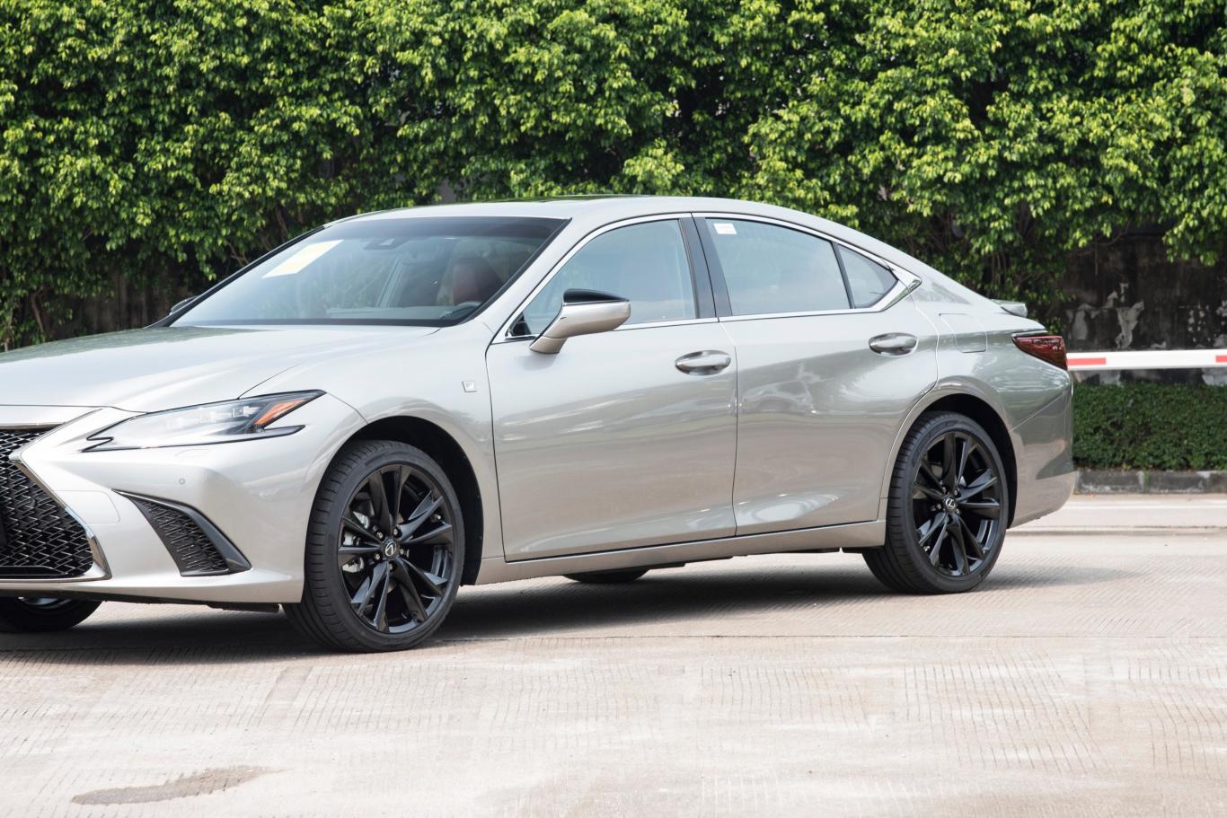 【雷克萨斯ES260 F SPORT外观细节图片-汽车图片大全】-易车