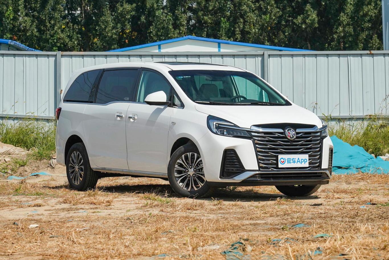 【别克GL8陆上公务舱 2.0T 豪华型 7座侧前45度车头向右水平图片-汽车图片大全】-易车