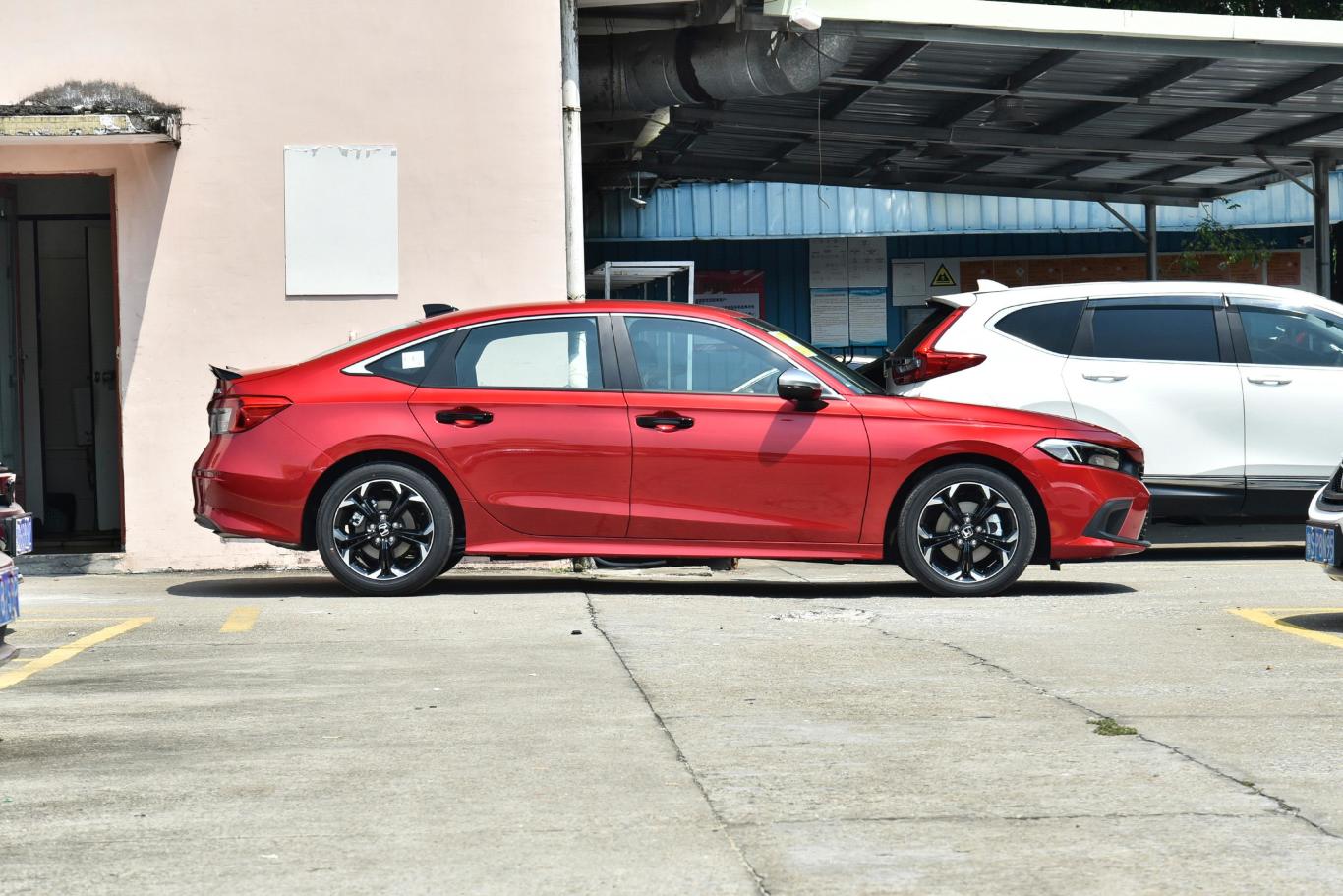 【思域e:HEV 2.0L E-CVT锐力版正侧车头向右水平图片-汽车图片大全】-易车