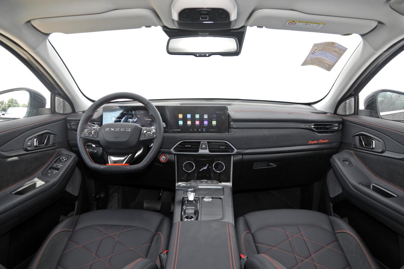 【星途凌云凌云S 400T 四驱CCPC冠军版内饰全景正拍图片-汽车图片大全】-易车