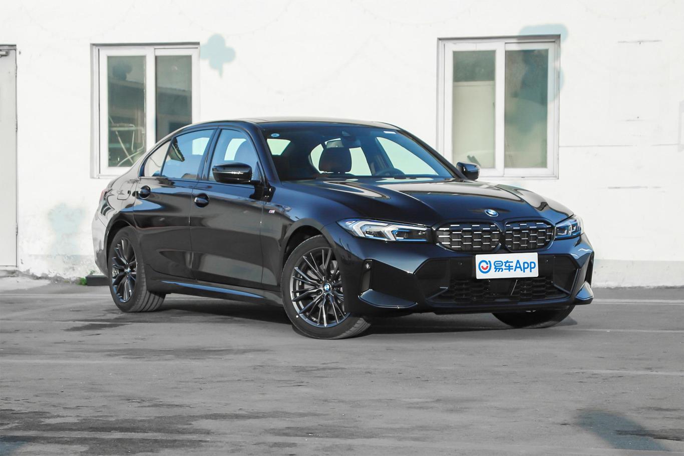 【宝马3系330Li M运动曜夜套装侧前45度车头向右水平图片-汽车图片大全】-易车