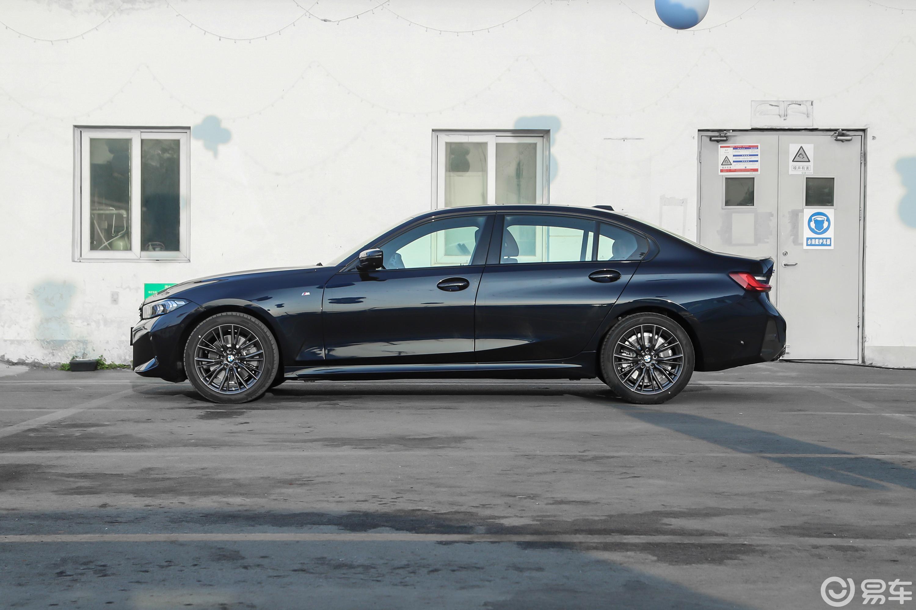 【宝马3系330Li M运动曜夜套装正侧车头向左水平图片-汽车图片大全】-易车