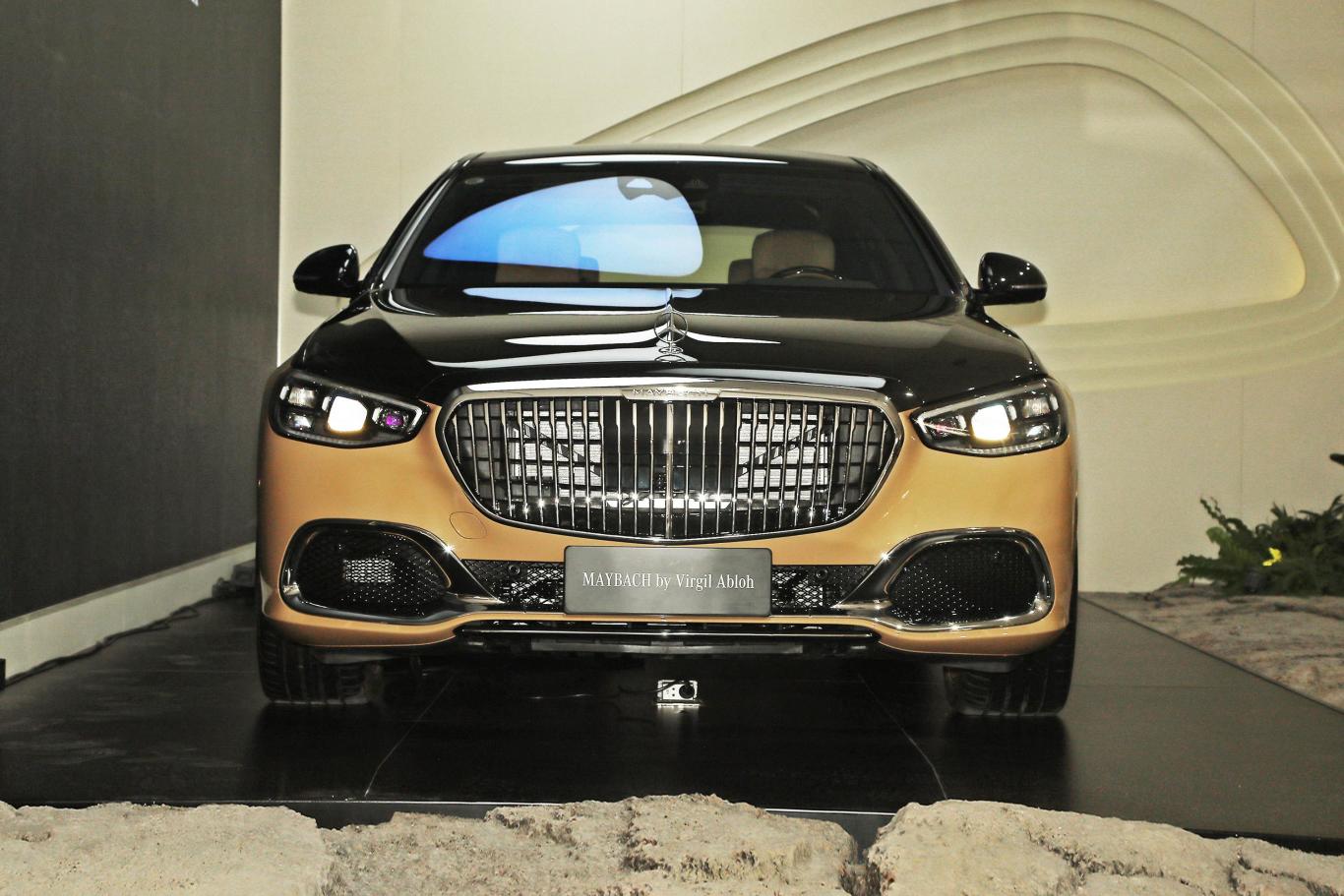 【迈巴赫S级S 680 4MATIC Virgil Abloh 限量版正前水平图片-汽车图片大全】-易车