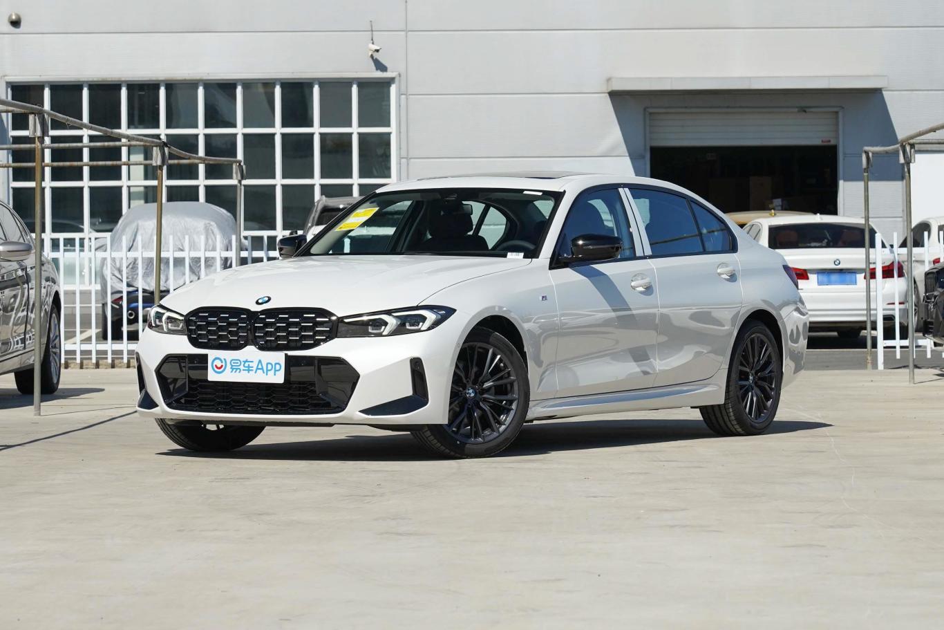 【宝马3系325Li M运动曜夜套装侧前45度车头向左水平图片-汽车图片大全】-易车