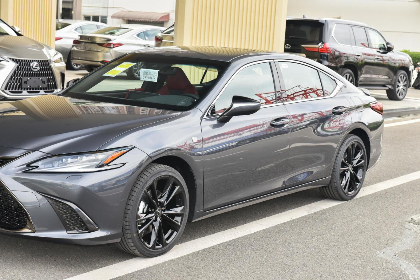 【雷克萨斯ES300h F SPORT外观细节图片-汽车图片大全】-易车