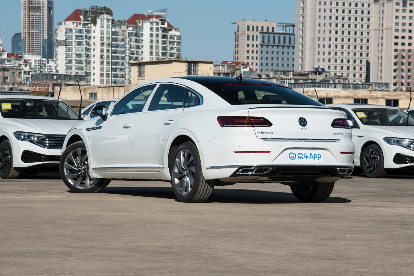 【一汽-大众CC380TSI 夺目版侧后45度车头向左水平图片-汽车图片大全】-易车