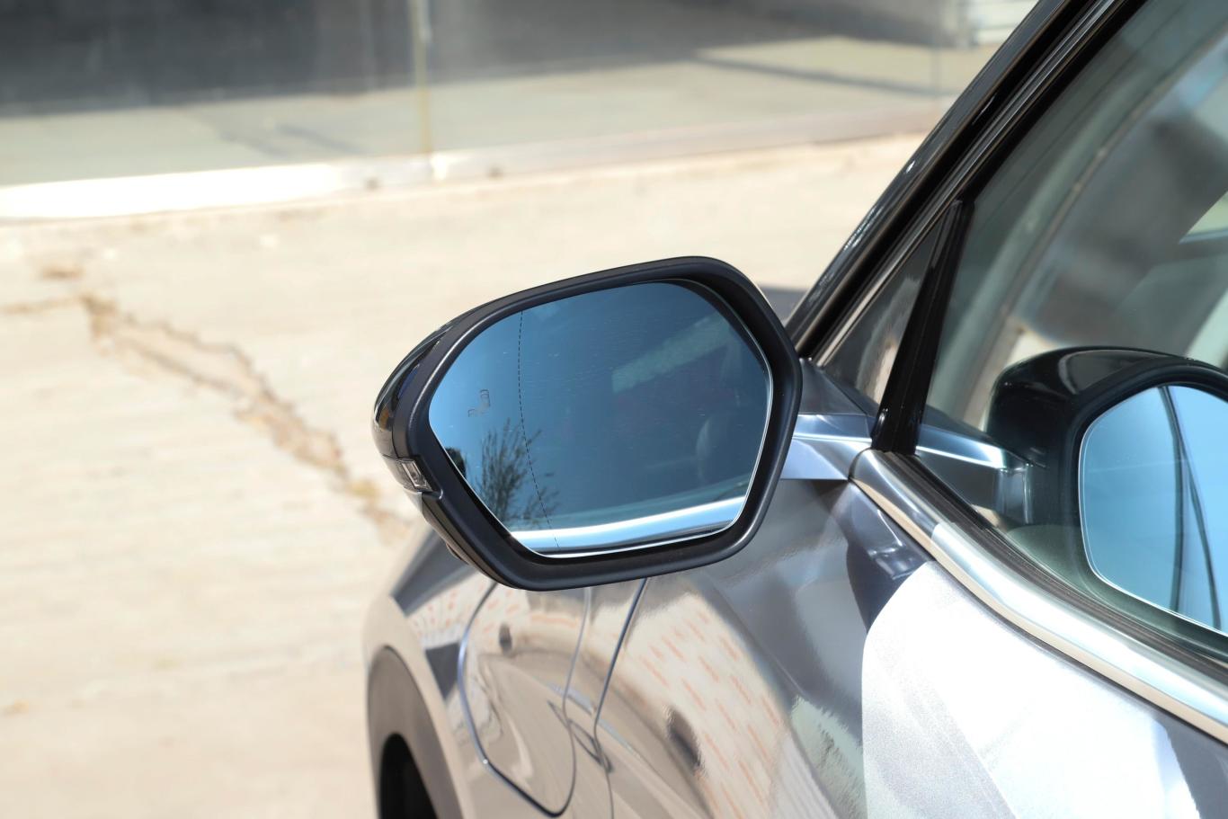 【极狐 阿尔法T653S+ 电机160kW后视镜镜面图片-汽车图片大全】-易车