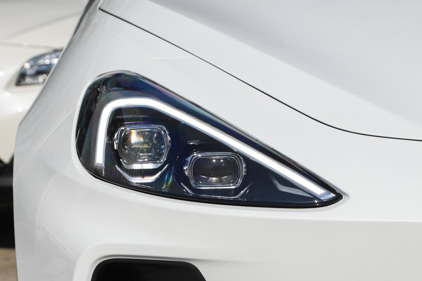 【极狐 阿尔法T653S+ 电机160kW外观灯组图片-汽车图片大全】-易车