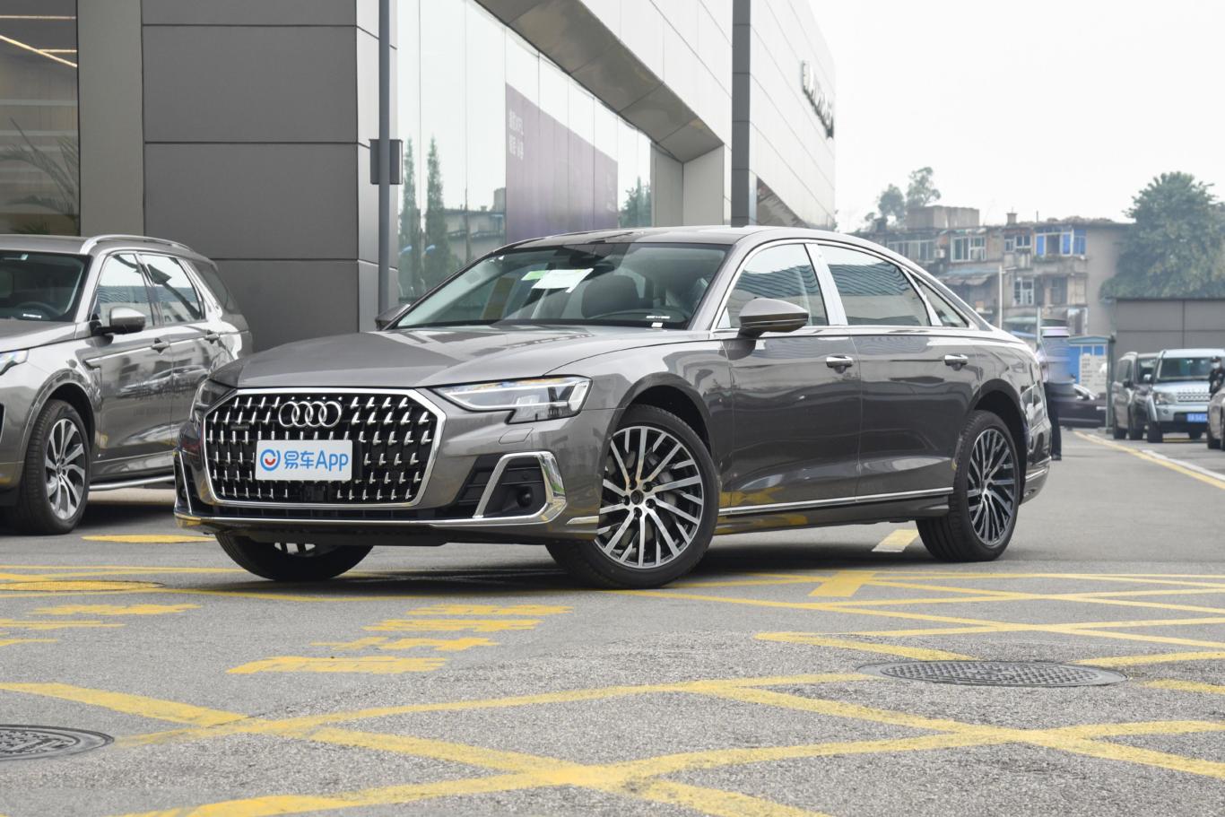 【奥迪A8改款 A8L 55 TFSI quattro 旗舰型侧前45度车头向左水平图片-汽车图片大全】-易车