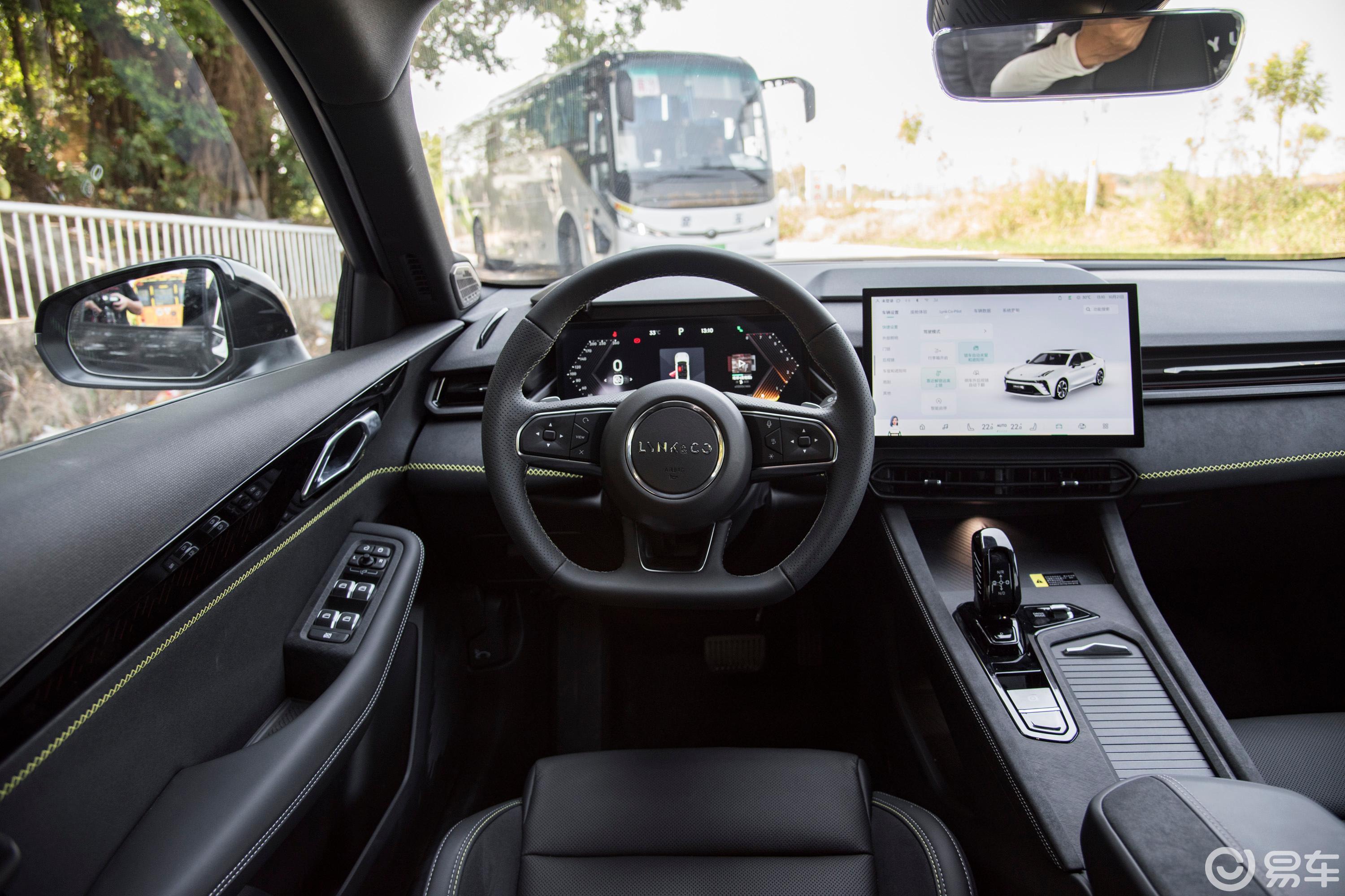 【领克031.5T 双离合两驱劲Pro 5座驾驶位区域图片-汽车图片大全】-易车