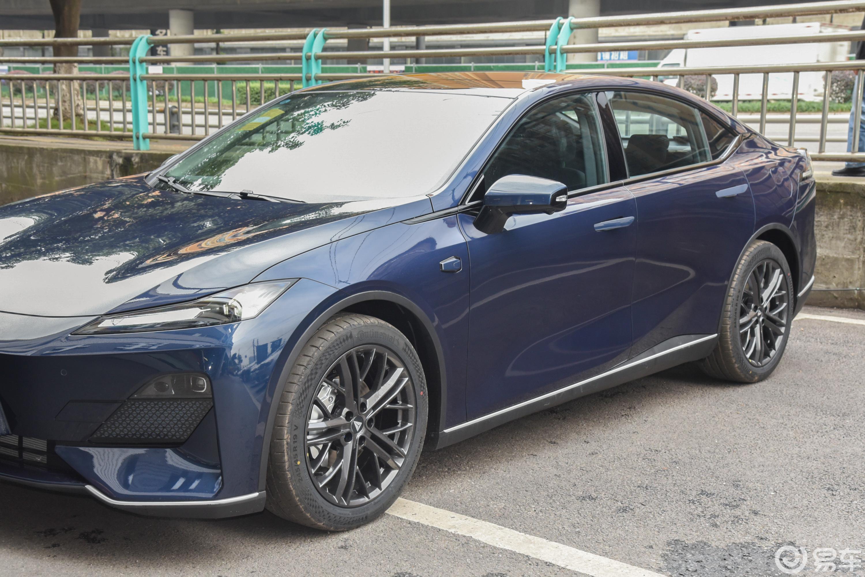 【深蓝SL03增程版 1200km外观细节图片-汽车图片大全】-易车