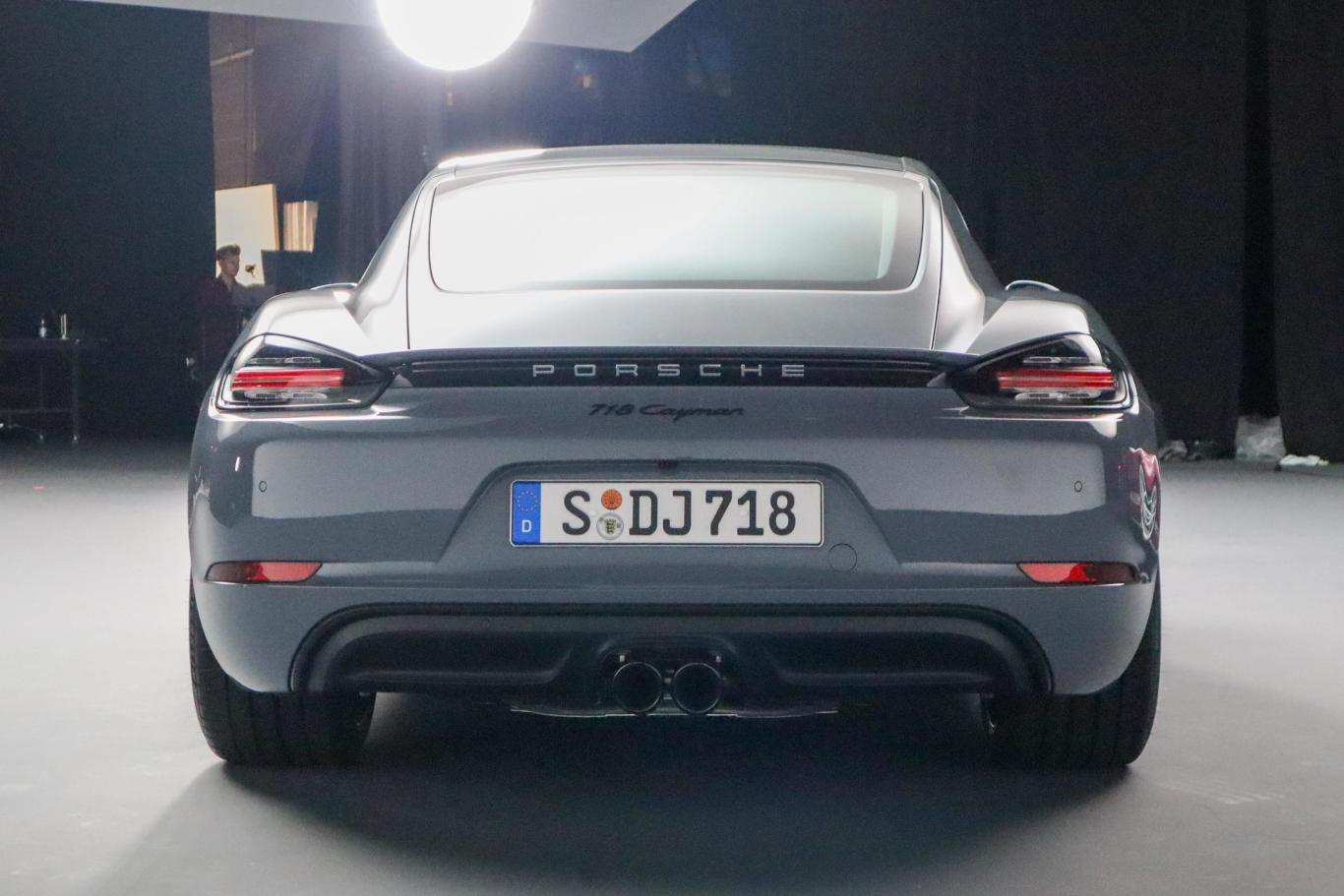 【保时捷718Cayman Style Edition 2.0T正后水平图片-汽车图片大全】-易车