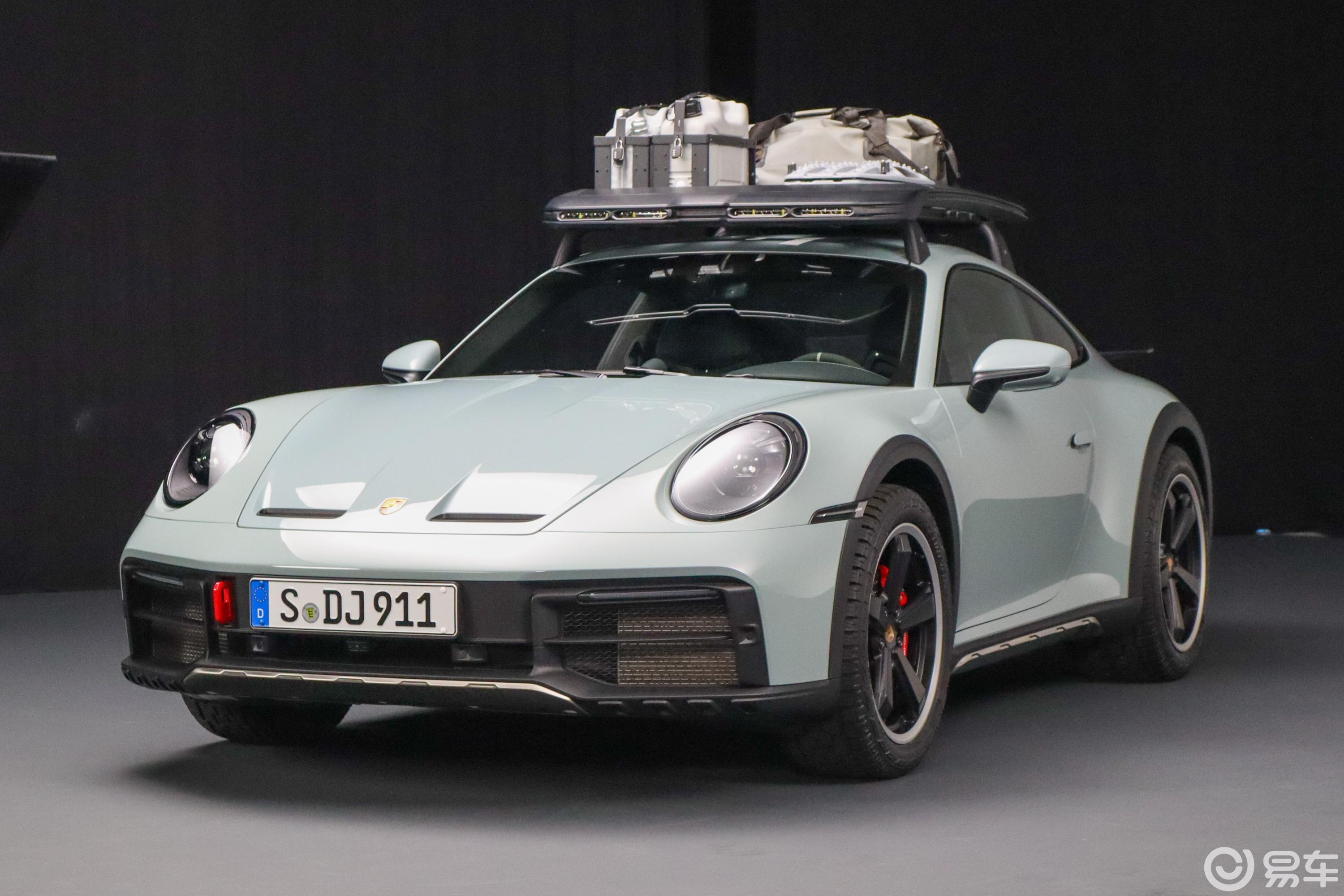 【保时捷911Dakar 德国版侧前45度车头向左水平图片-汽车图片大全】-易车