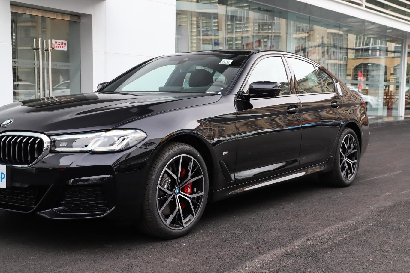 【宝马5系(进口)改款二 530i 风尚版 M运动套装外观细节图片-汽车图片大全】-易车