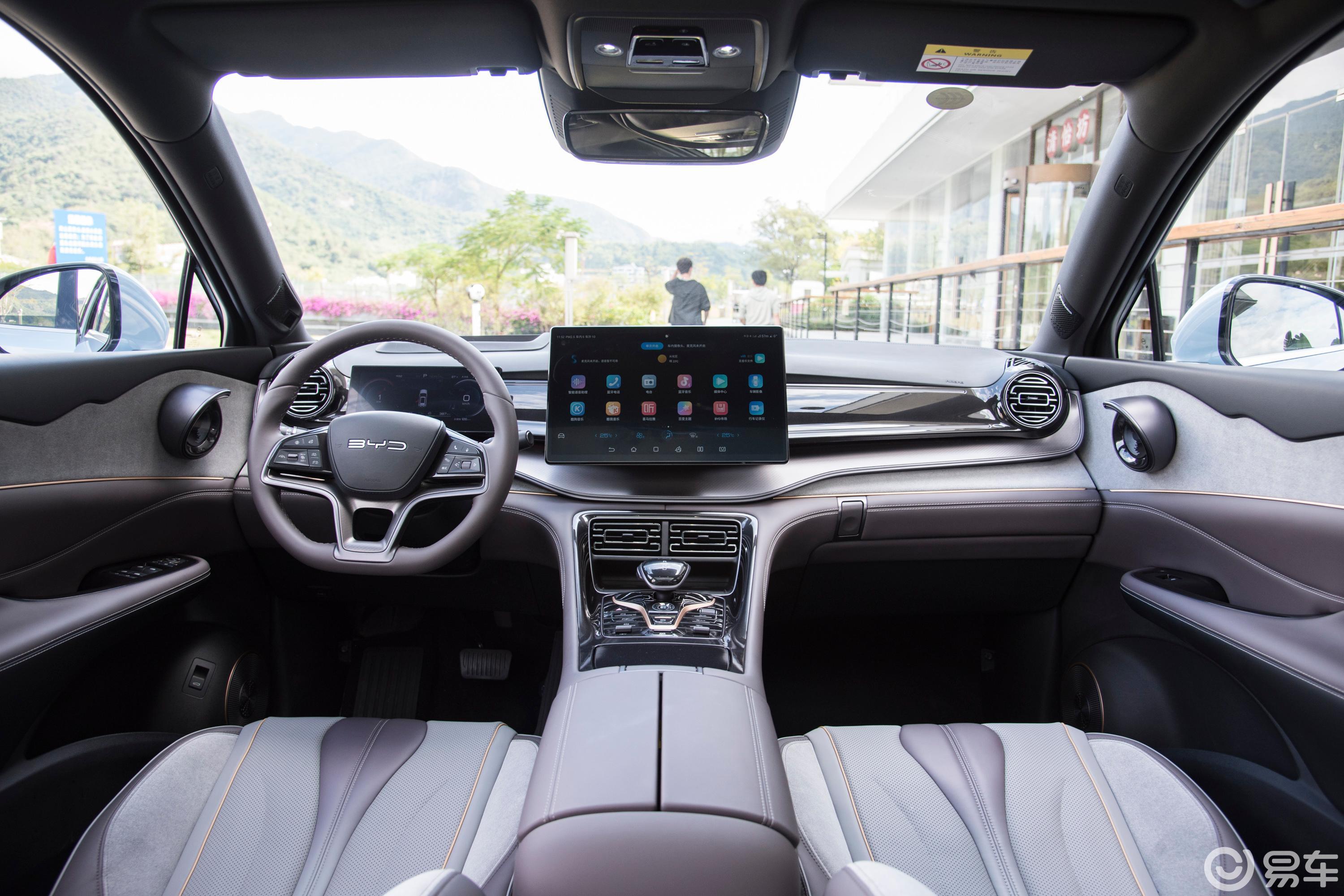 【护卫舰07DM-i 1.5T 100km 两驱旗舰型内饰全景正拍图片-汽车图片大全】-易车