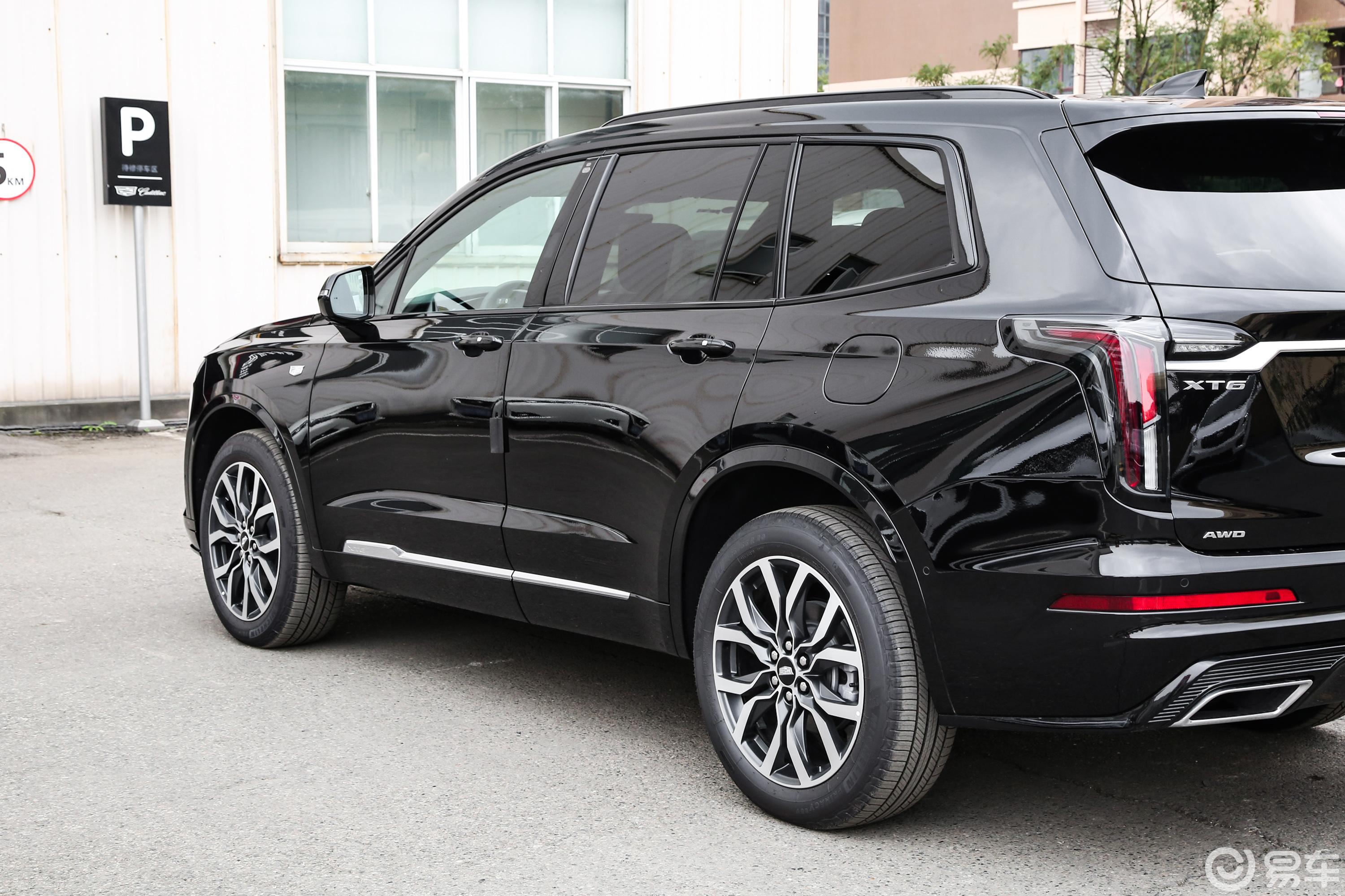 【凯迪拉克XT6轻混 120周年纪念版 2.0T 四驱铂金型 6座外观细节图片-汽车图片大全】-易车