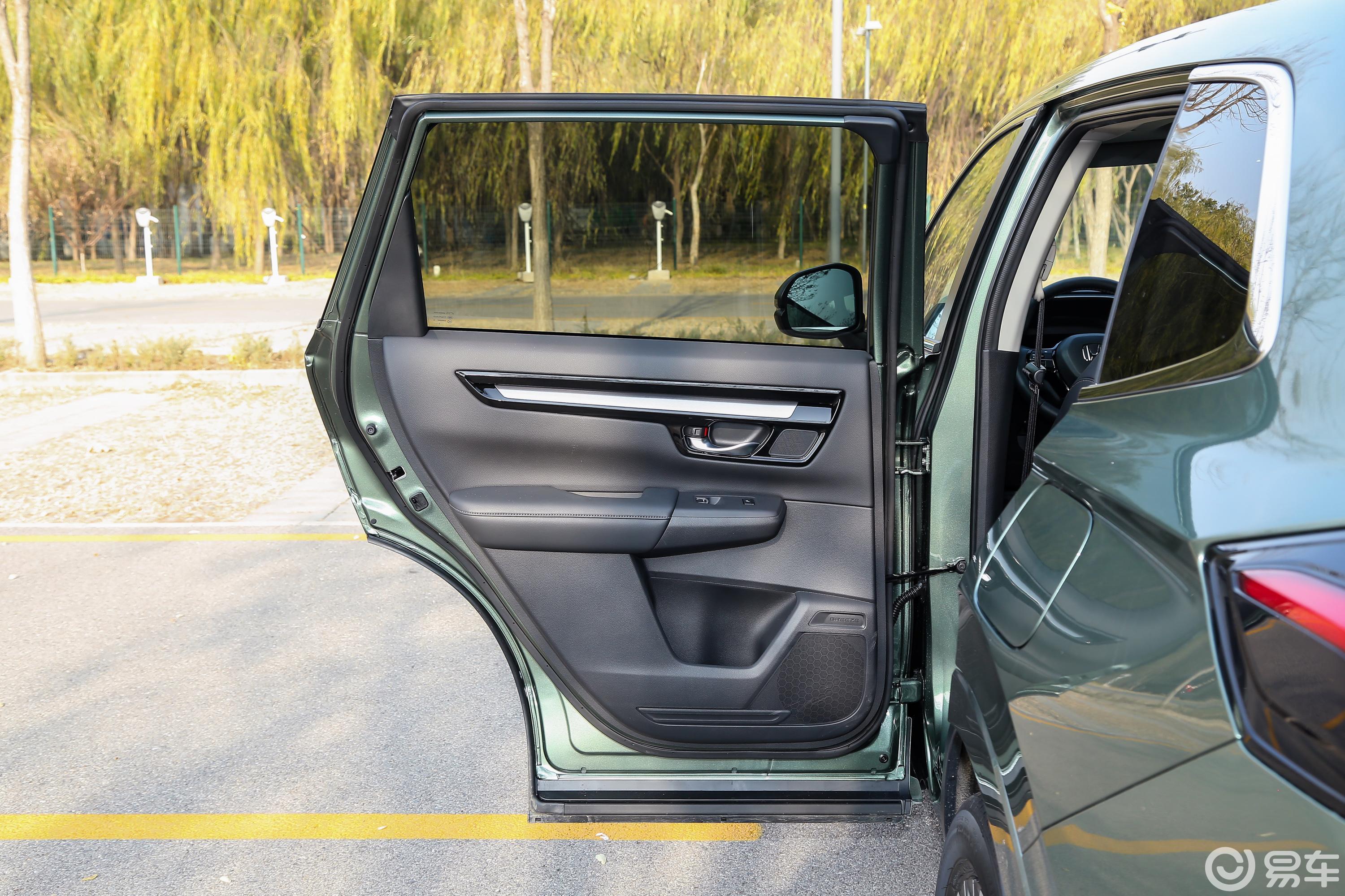 【皓影240TURBO 四驱尊享版 5座驾驶员侧后车门图片-汽车图片大全】-易车