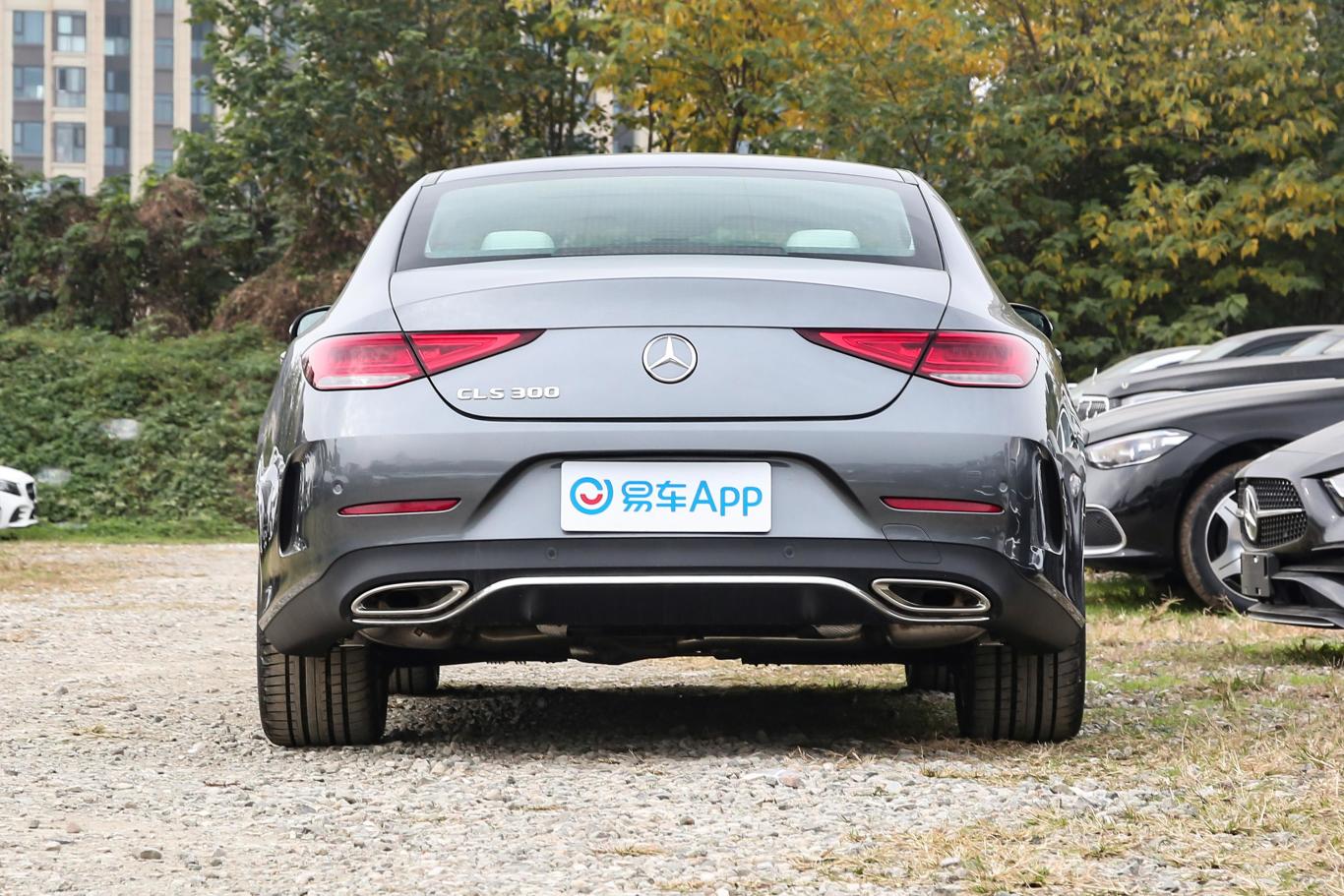 【奔驰CLSCLS 300 动感型正后水平图片-汽车图片大全】-易车