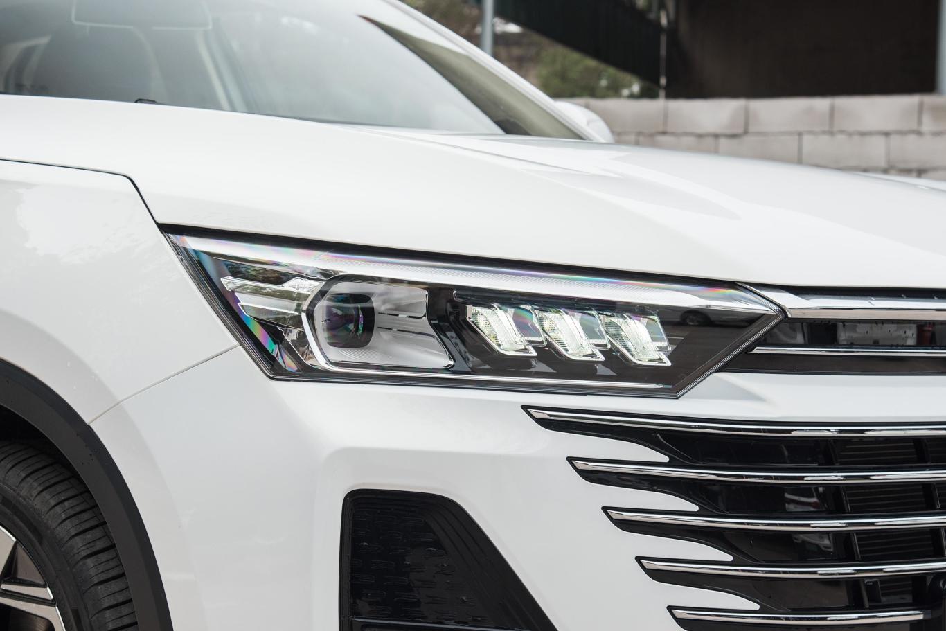 【奔腾T77280TID 尊享型外观灯组图片-汽车图片大全】-易车