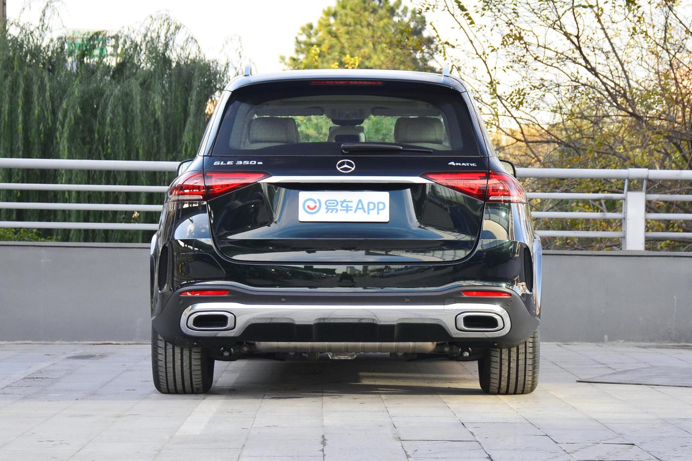 【奔驰GLE 插电混动GLE 350 e 4MATIC正后水平图片-汽车图片大全】-易车