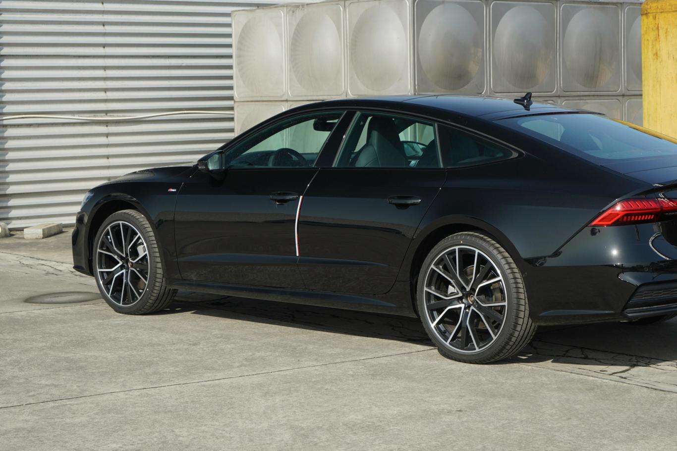 【奥迪A755 TFSI quattro 尊享型外观细节图片-汽车图片大全】-易车