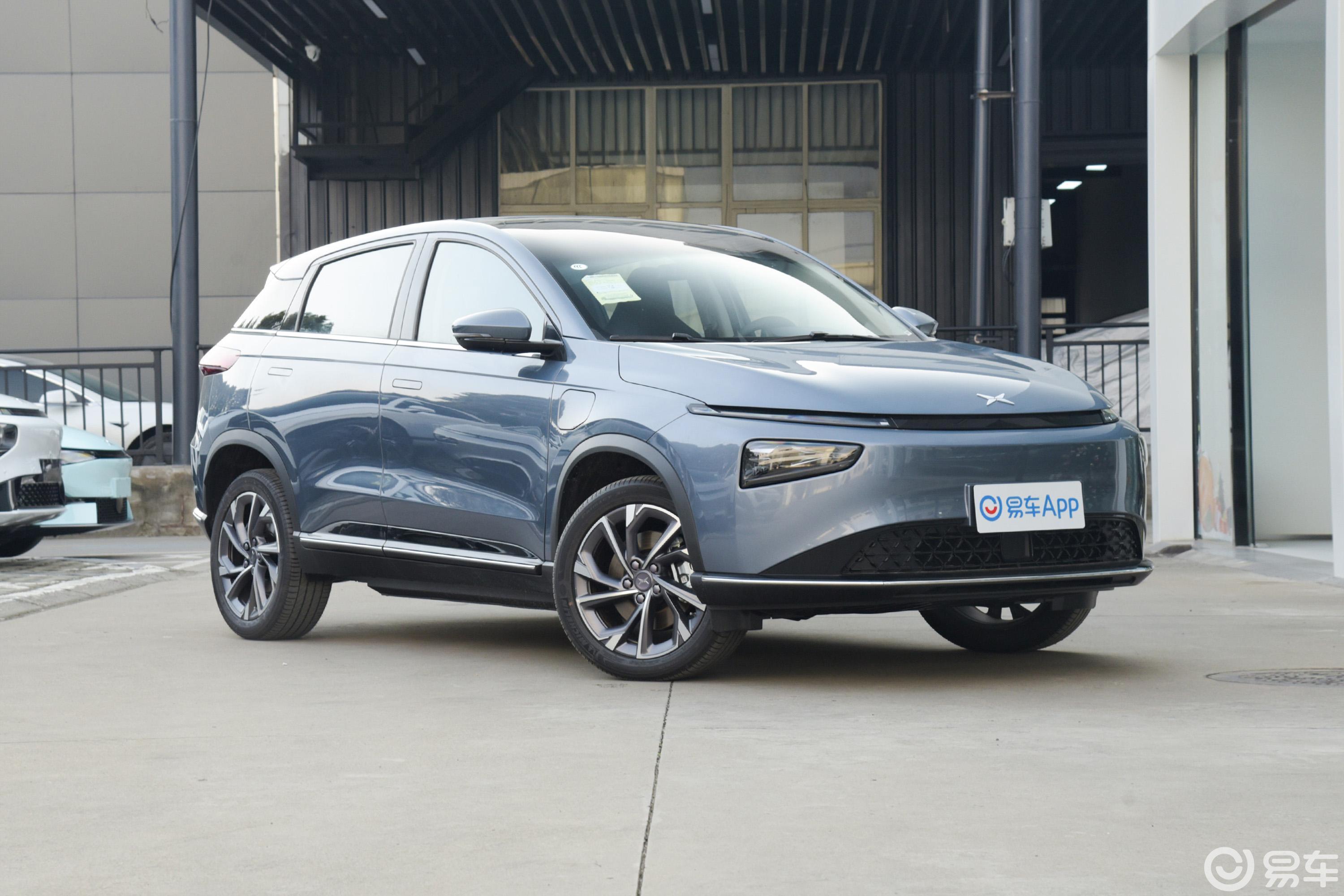 【小鹏G3G3i 460G+侧前45度车头向右水平图片-汽车图片大全】-易车