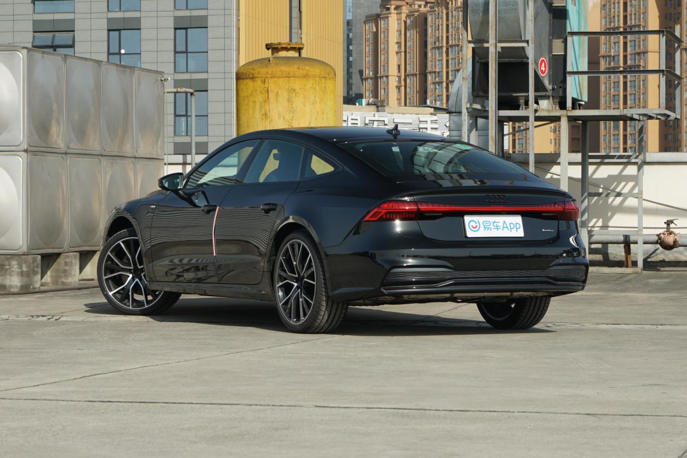 【奥迪A755 TFSI quattro 尊享型侧后45度车头向左水平图片-汽车图片大全】-易车