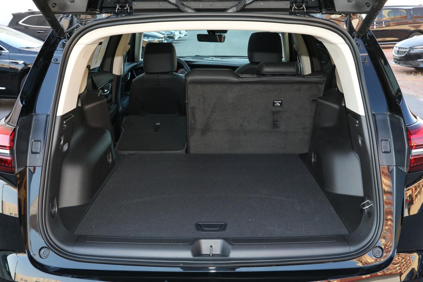 【昂科威昂科威Plus 652T 四驱豪华型后备厢图片-汽车图片大全】-易车