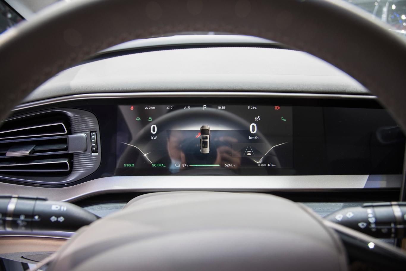 【腾势D9EV 600km 四驱旗舰版 7座图片-汽车图片大全】-易车