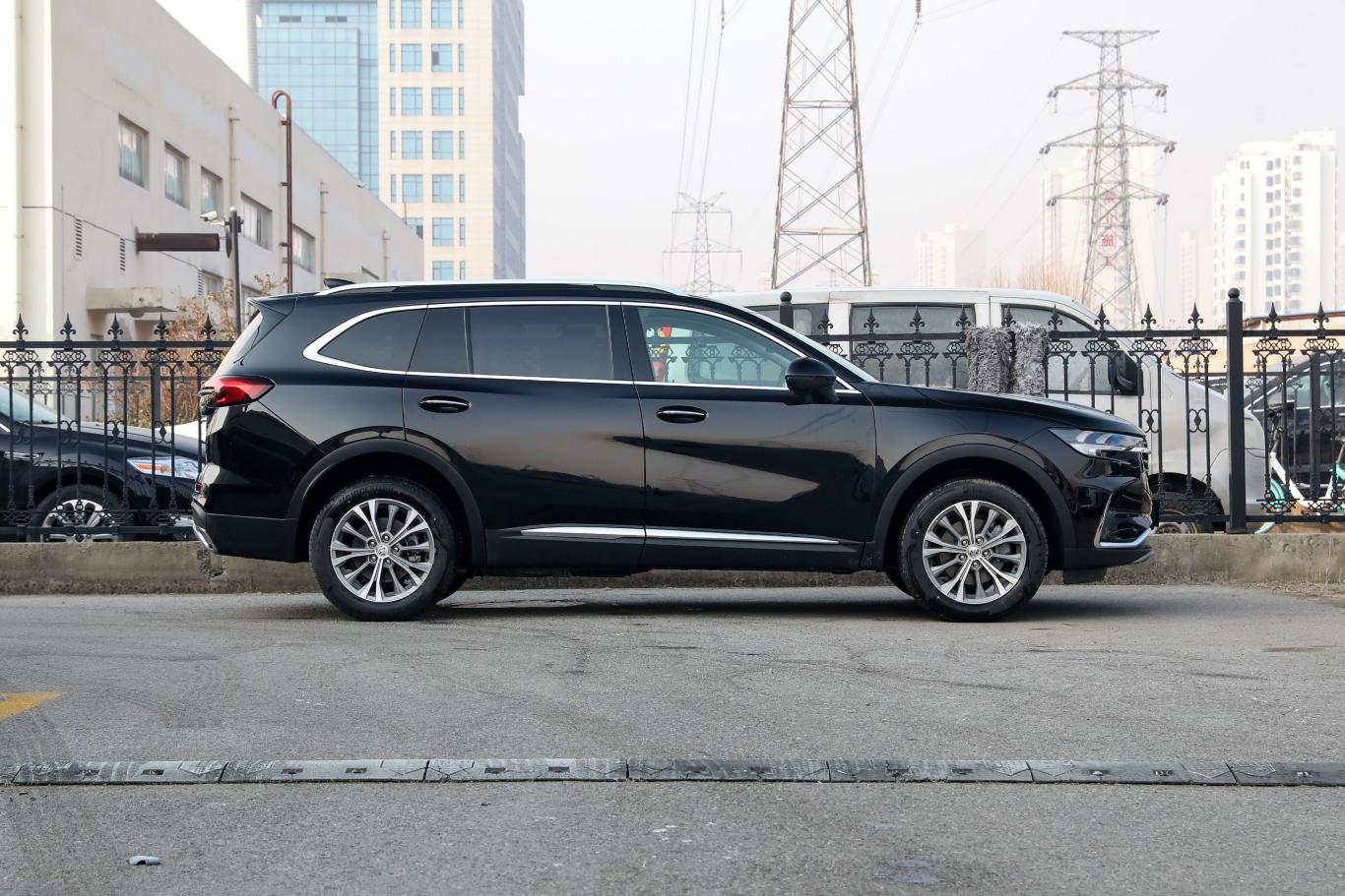 【昂科威昂科威Plus 652T 两驱豪华型正侧车头向右水平图片-汽车图片大全】-易车