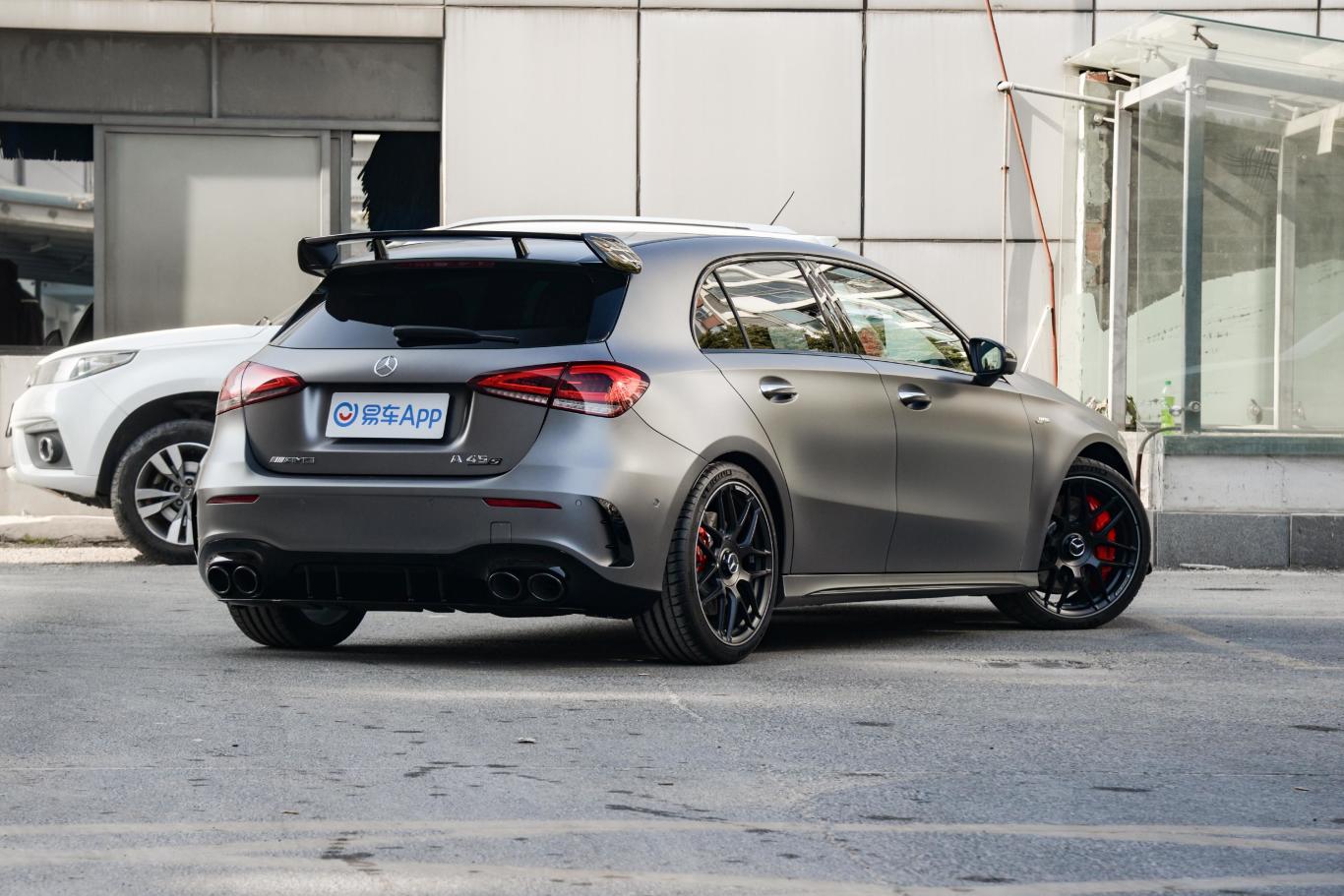 【奔驰A级 AMG(进口)AMG A 45 S 4MATIC+侧后45度车头向右水平图片-汽车图片大全】-易车