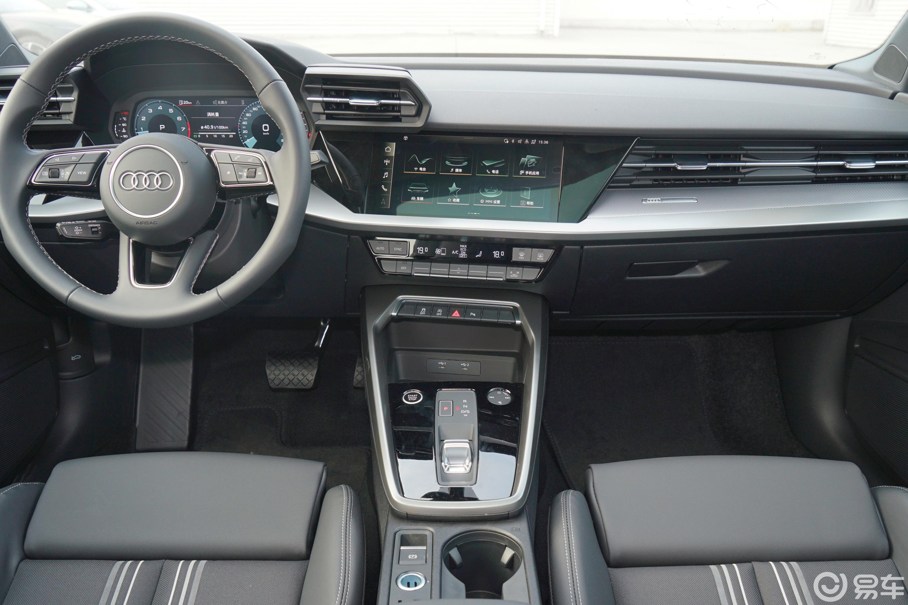 【奥迪A3A3L Limousine 35 TFSI 时尚运动型中控台整体图片-汽车图片大全】-易车