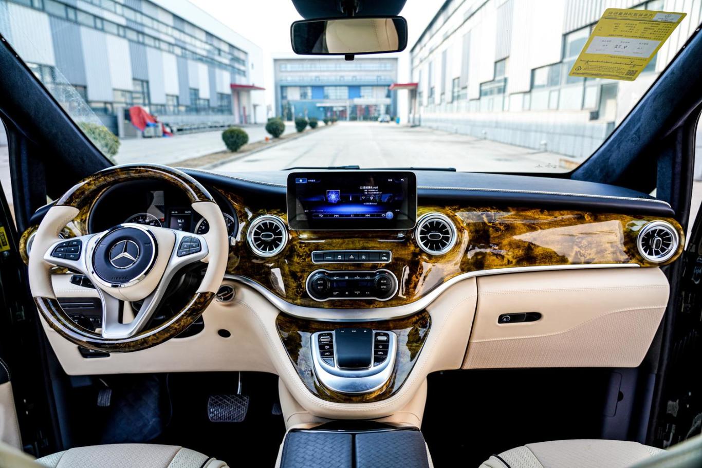 【克蒂圣姆峰系列2.0T M3 7座内饰全景正拍图片-汽车图片大全】-易车