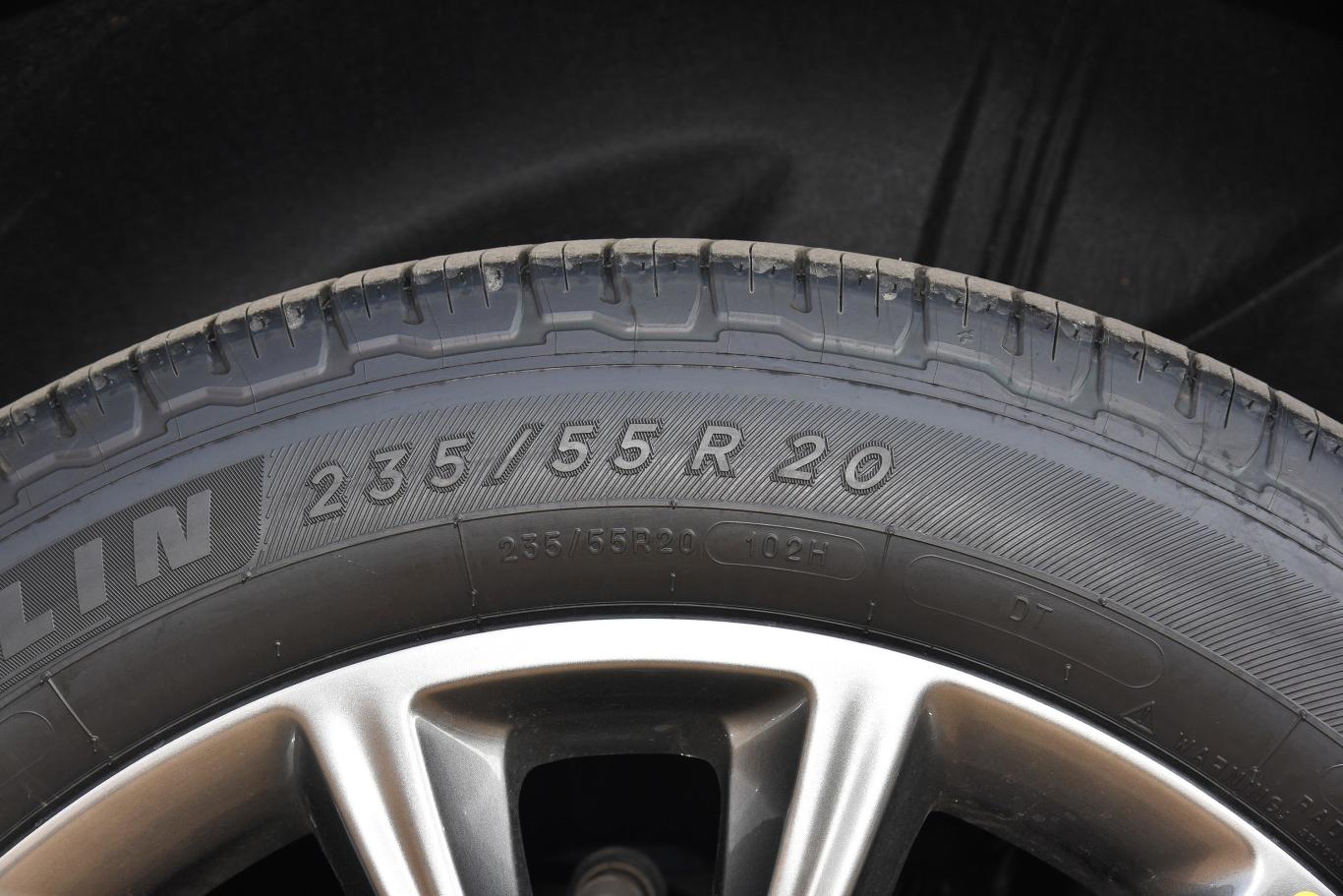 【昂科旗652T 两驱尊贵型 7座动力底盘图片-汽车图片大全】-易车