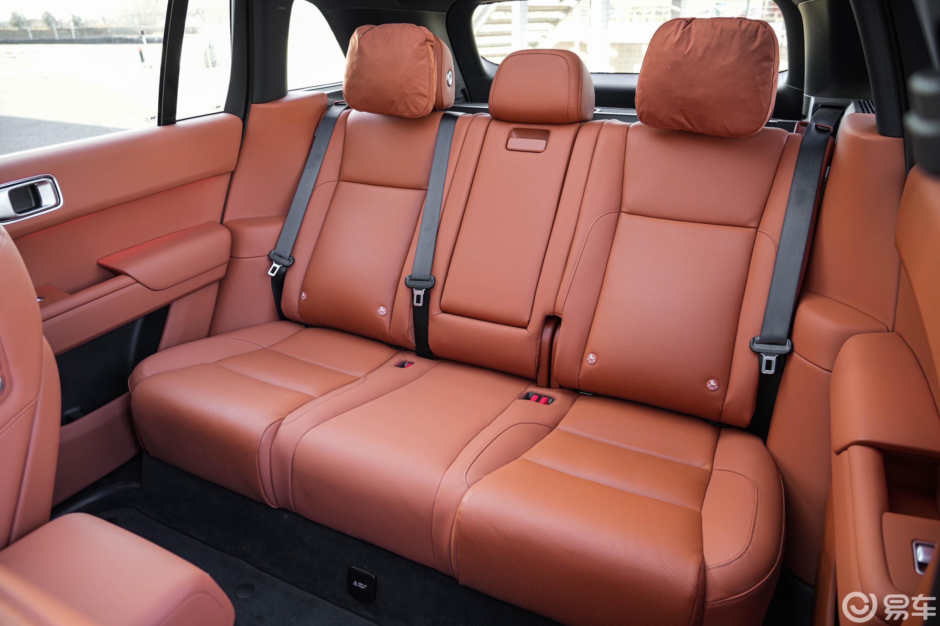 【理想L7L7 Pro版后排座椅图片-汽车图片大全】-易车