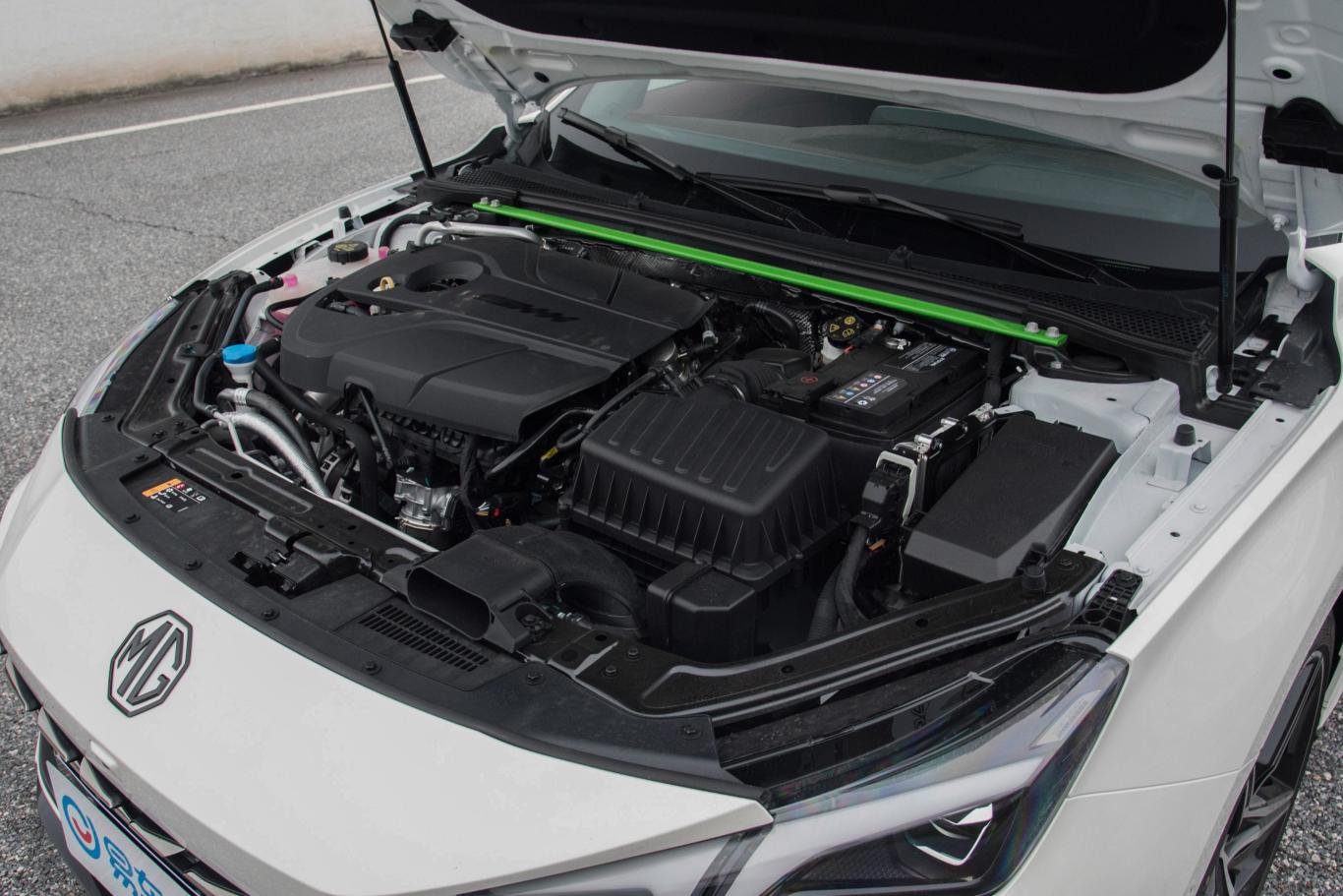 【MG72.0T 自动Trophy+激擎耀世版动力底盘图片-汽车图片大全】-易车