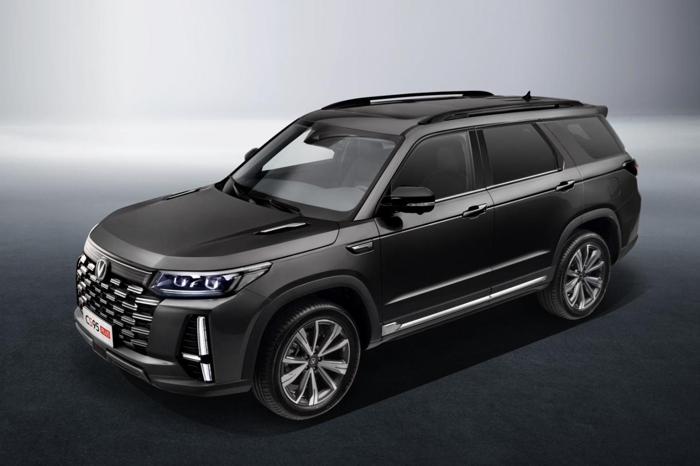 【长安CS95PLUS 2.0T 四驱尊贵型图片-汽车图片大全】-易车