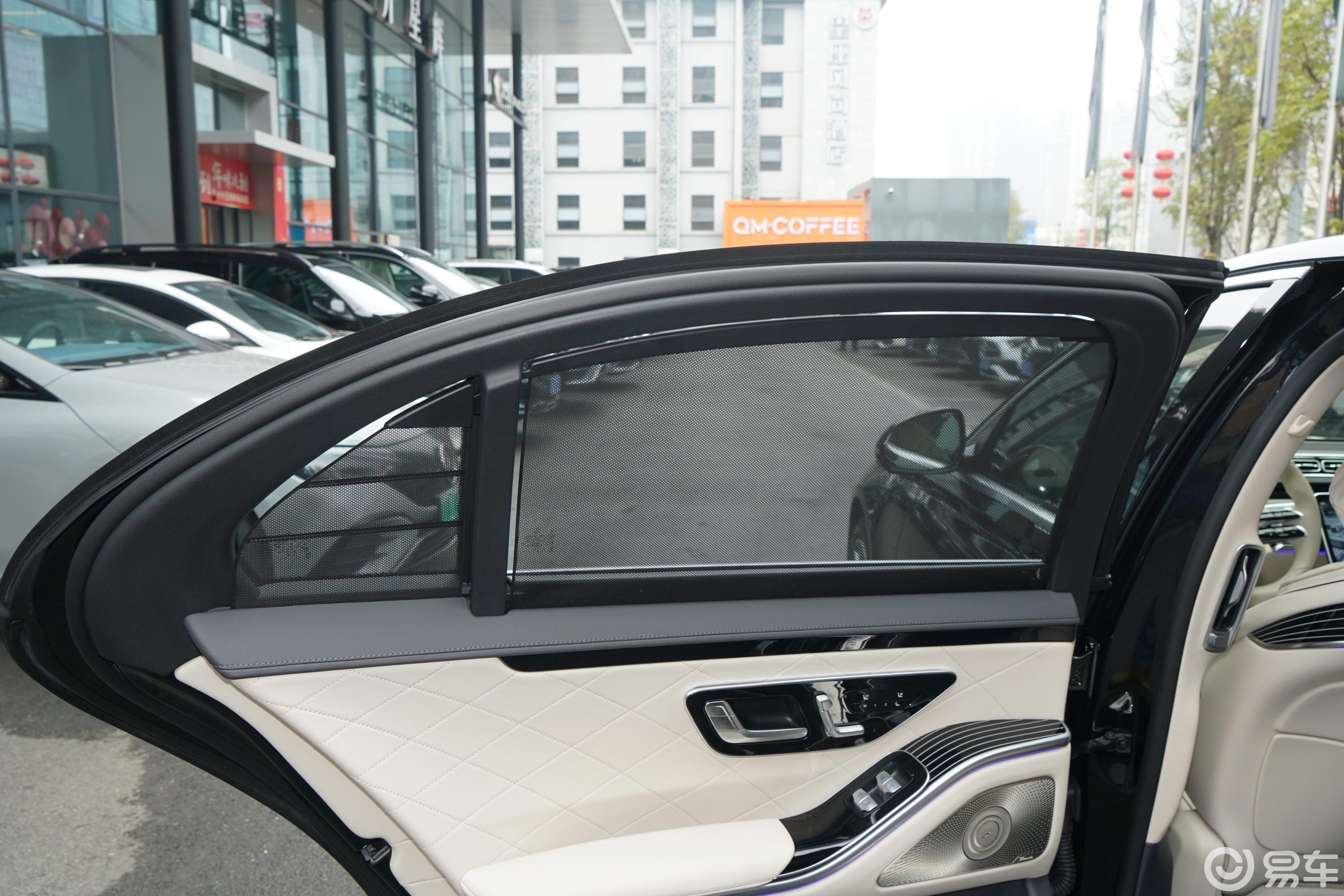 【奔驰S级S 500 L 4MATIC后排侧窗遮阳帘图片-汽车图片大全】-易车