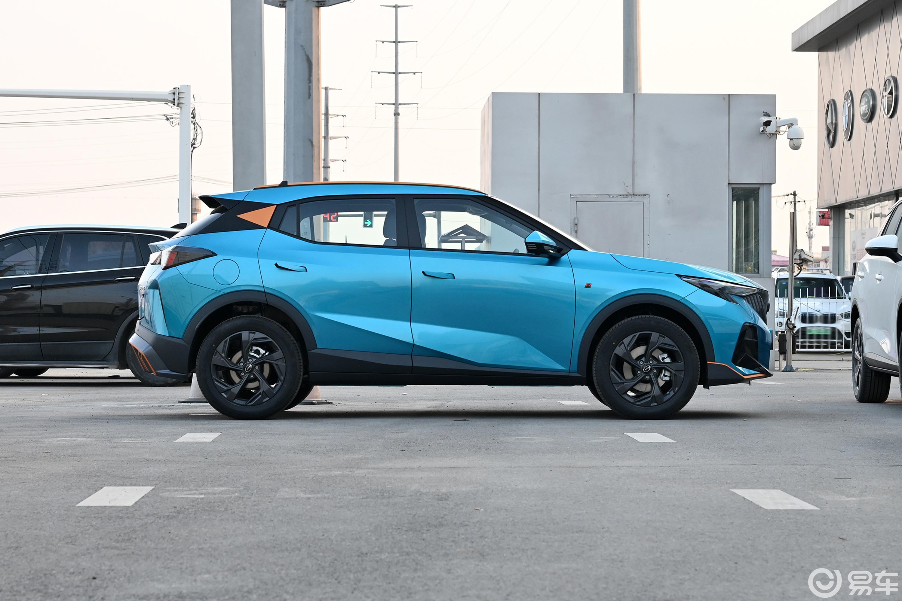 【传祺GS3影速 270T R-STYLE版正侧车头向右水平图片-汽车图片大全】-易车