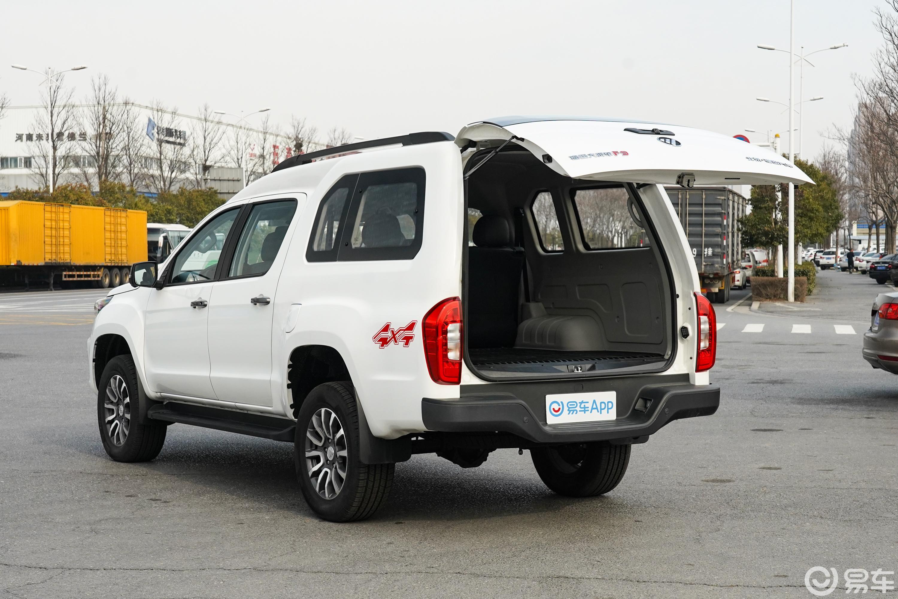 【大将军F9 SUV2.0T 豪华型后备厢开启45度侧拍图片-汽车图片大全】-易车