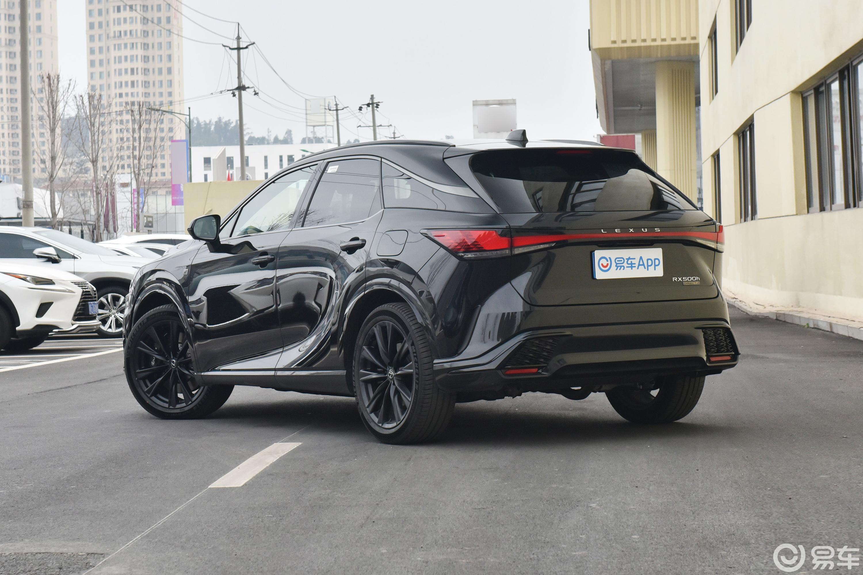 【雷克萨斯RX500h 四驱F SPORT Performance侧后45度车头向左水平图片-汽车图片大全】-易车