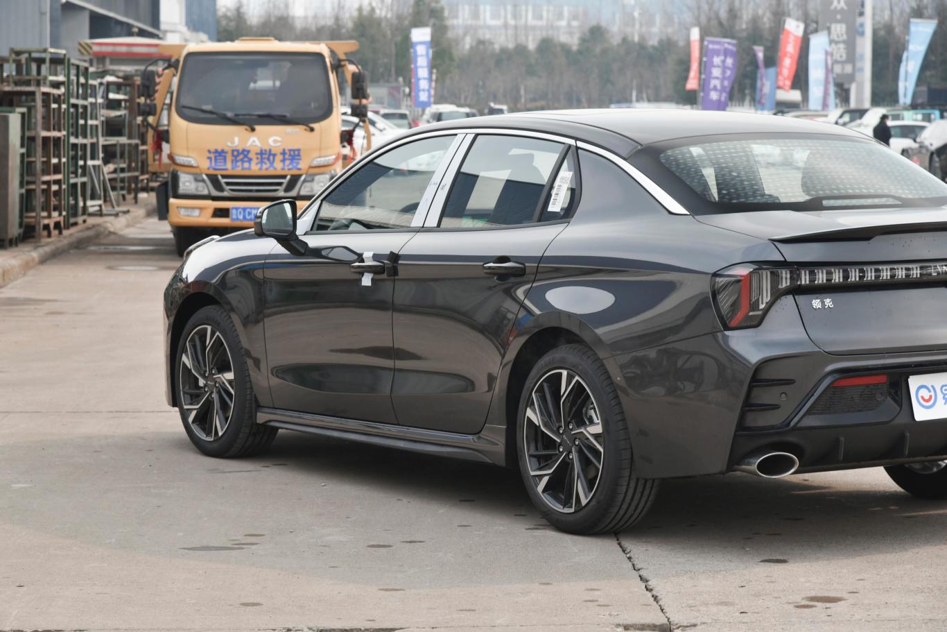 【领克031.5T 双离合两驱劲Plus 5座外观细节图片-汽车图片大全】-易车