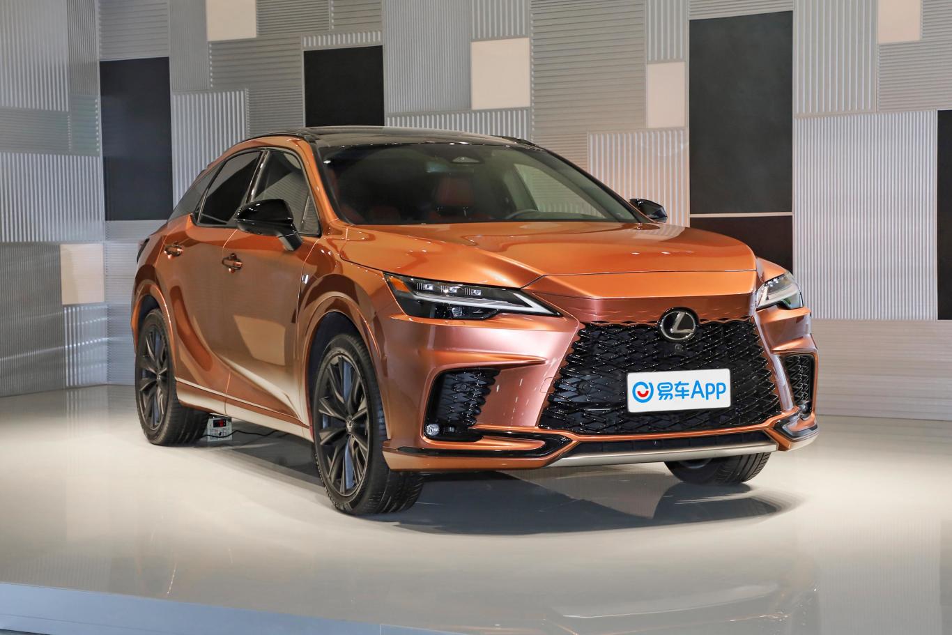 【雷克萨斯RX500h 四驱F SPORT Performance侧前45度车头向右水平图片-汽车图片大全】-易车