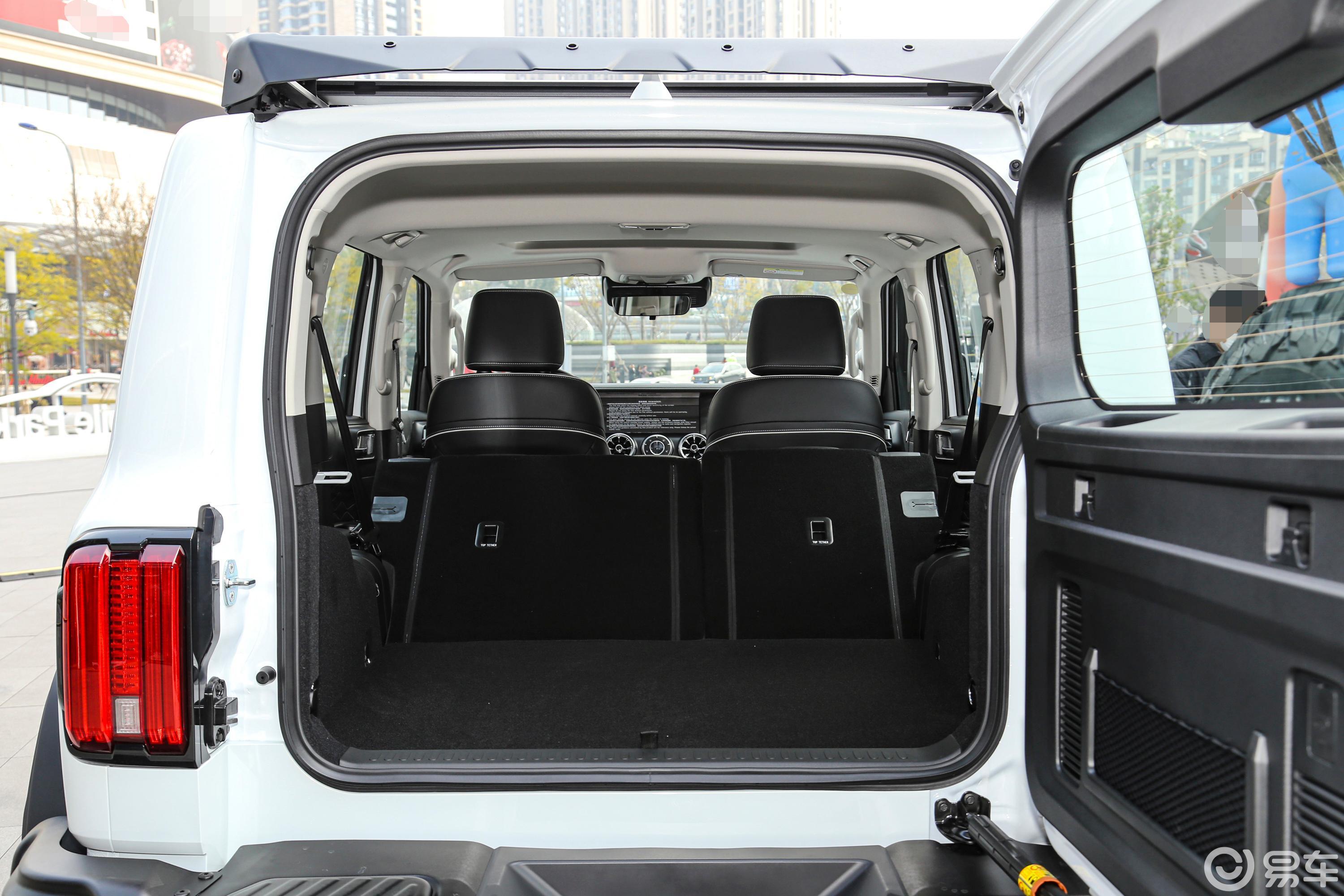 【坦克3002.0T 铁骑02空间图片-汽车图片大全】-易车