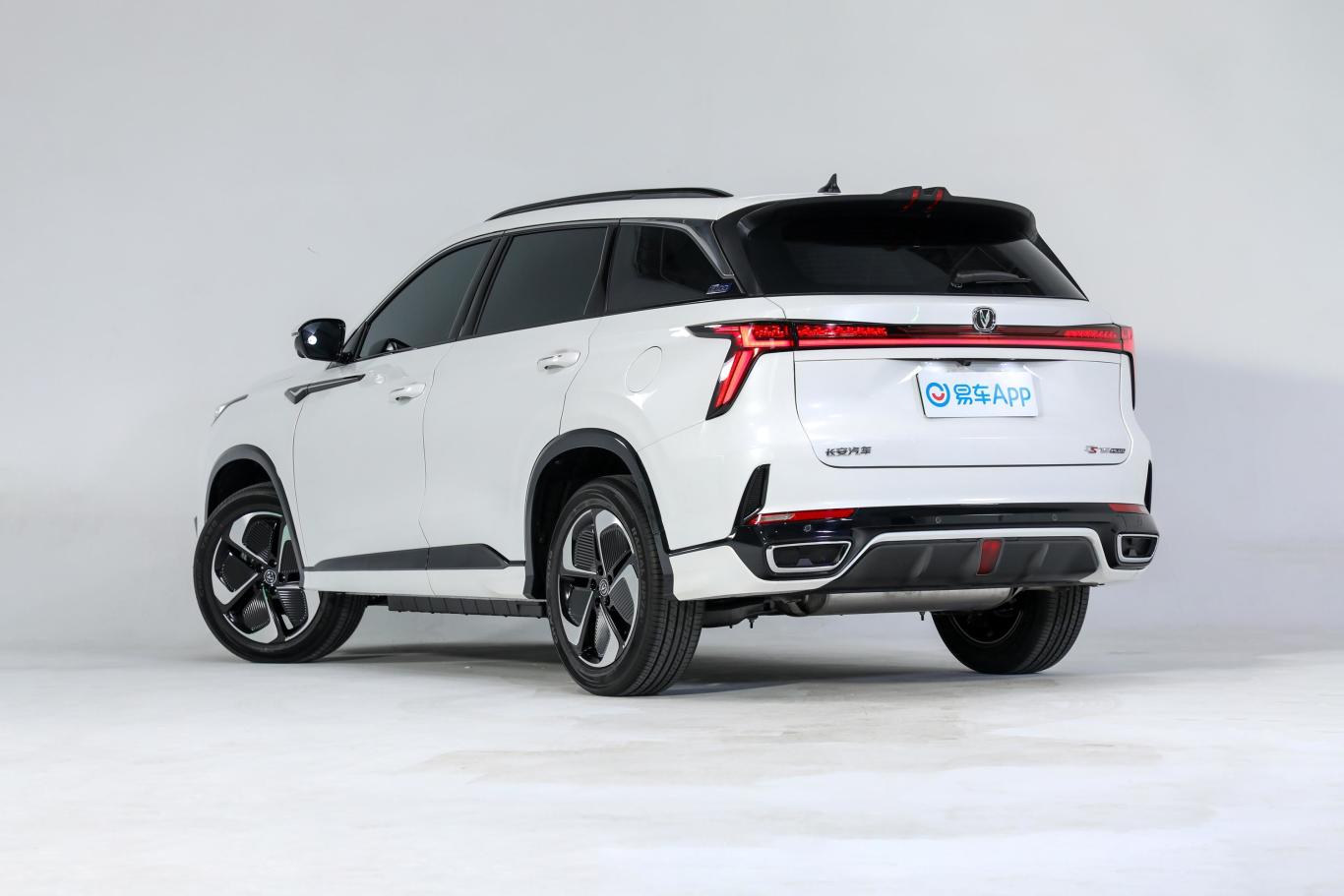 【长安CS75PLUS 智电iDD1.5T 150km 智领型侧后45度车头向左水平图片-汽车图片大全】-易车