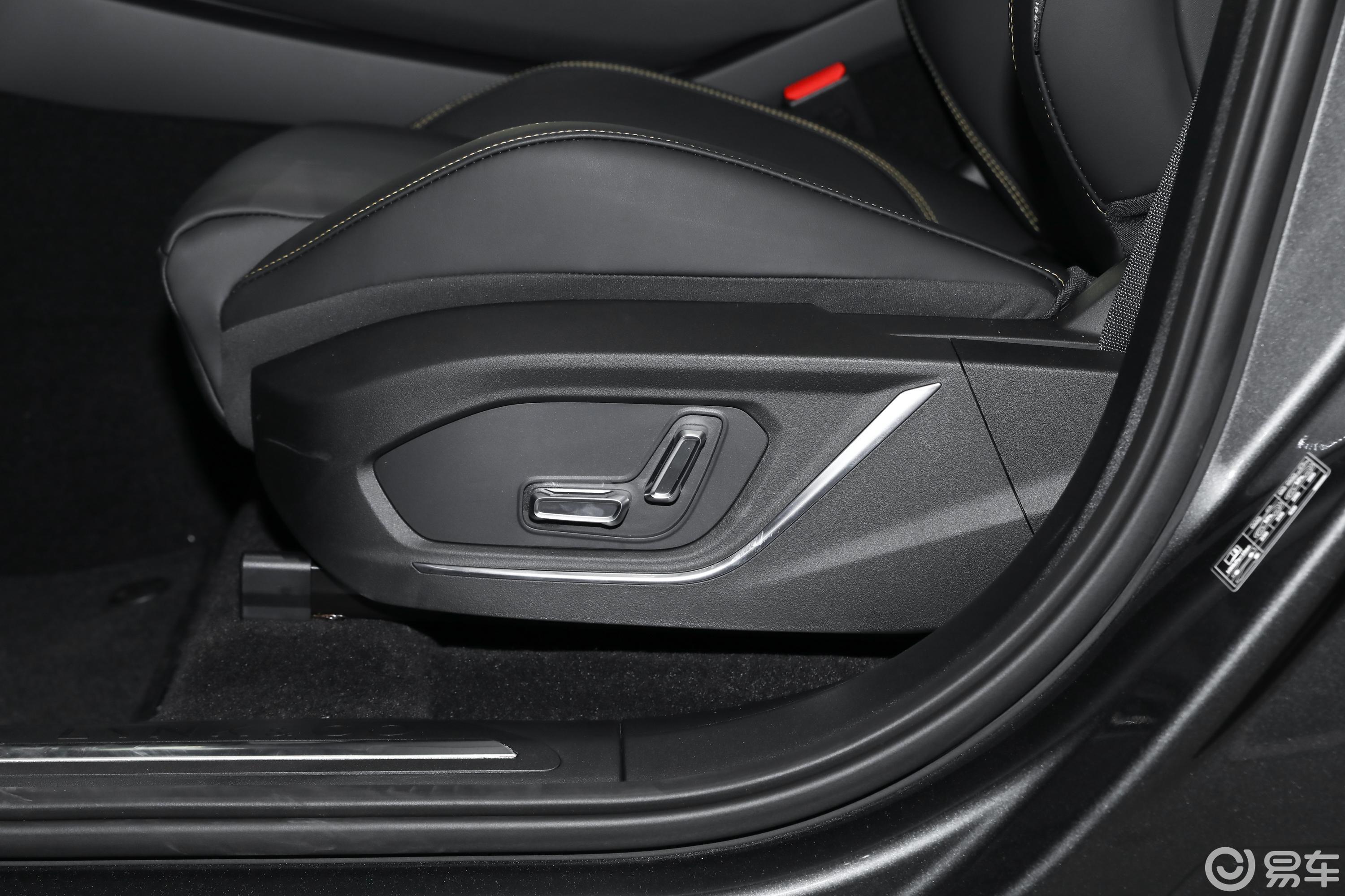 【领克012.0T 两驱亚运版主驾座椅调节图片-汽车图片大全】-易车