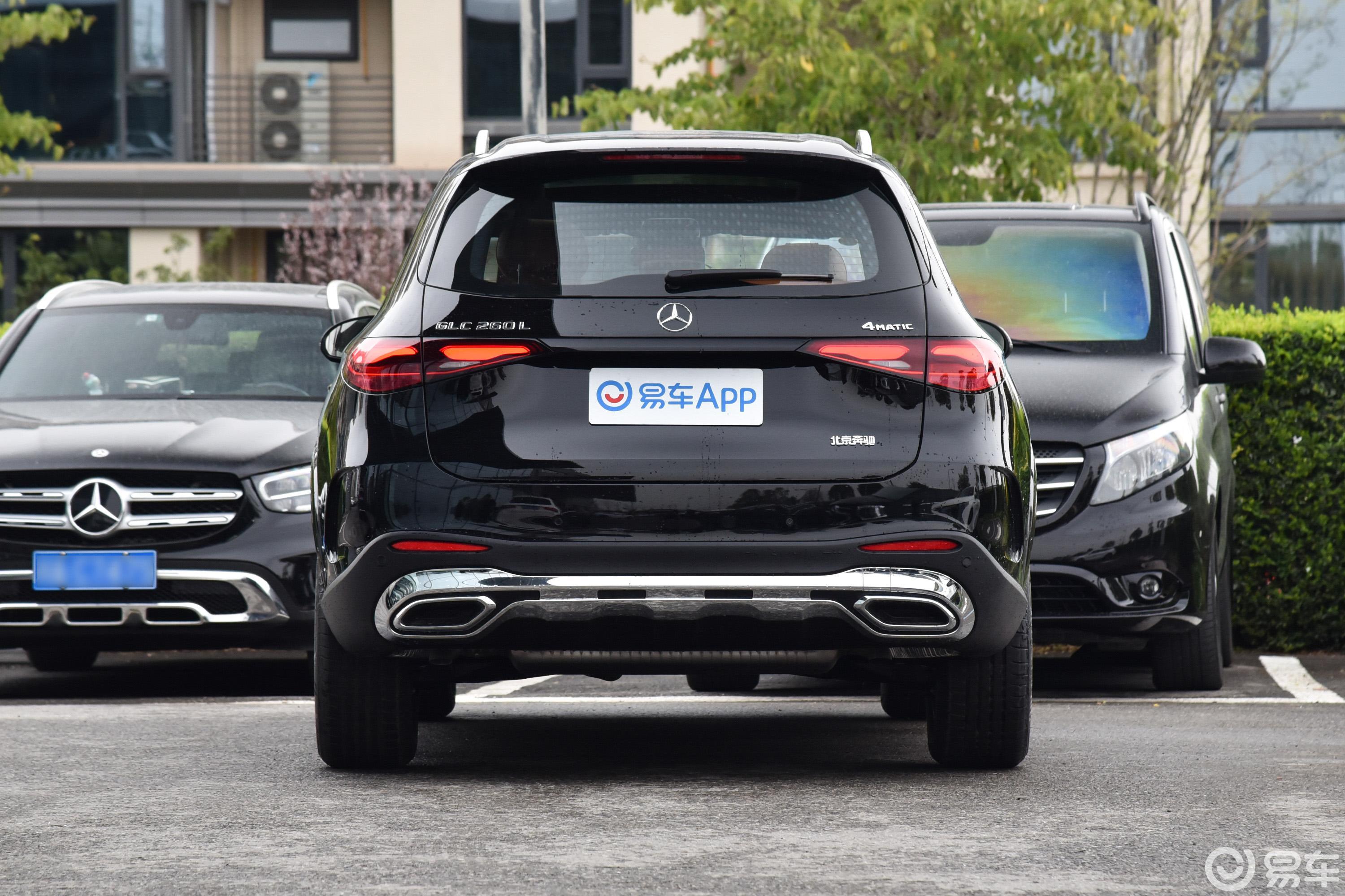 【奔驰GLCGLC 260 L 4MATIC 豪华型 7座正后水平图片-汽车图片大全】-易车