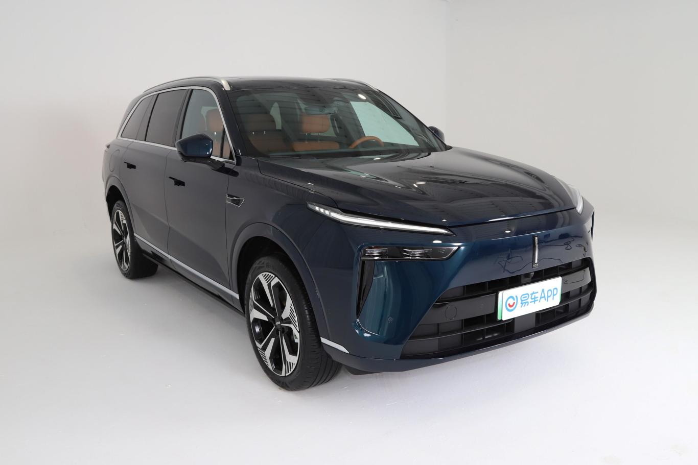 【魏牌蓝山1.5T 180km 四驱超长续航版侧前45度车头向右水平图片-汽车图片大全】-易车